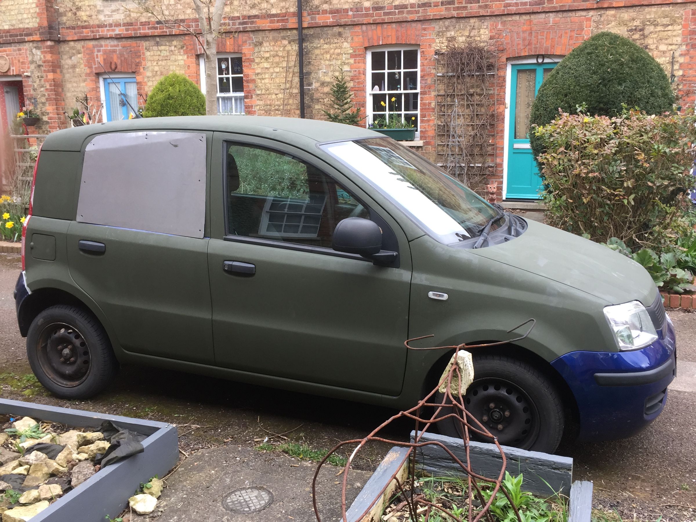 Camping Car ( Apocalypse Car ) : 17 Steps (with Pictures) - Instructables