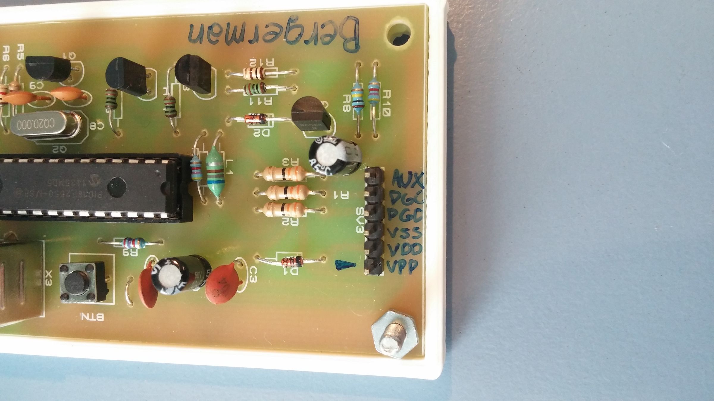 How to Make a PIC Programmer - PicKit 2 'clone' : 4 Steps (with ...