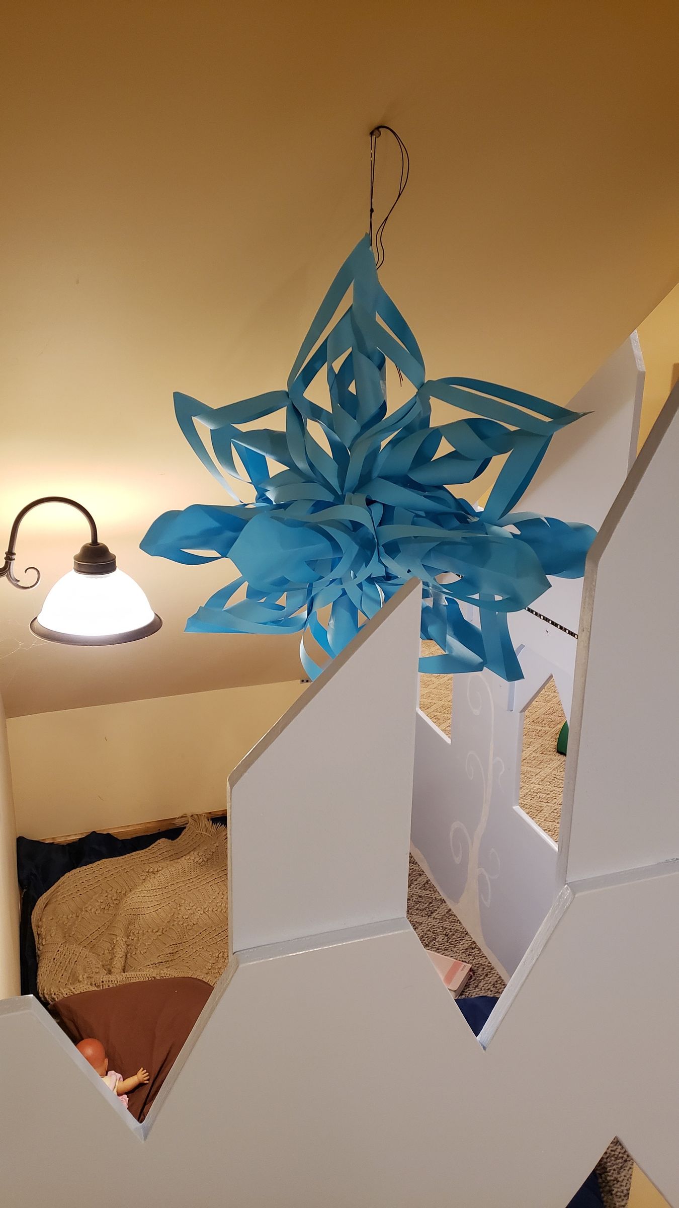 Under-the-Stairs Elsa Ice Castle : 13 Steps (with Pictures) - Instructables