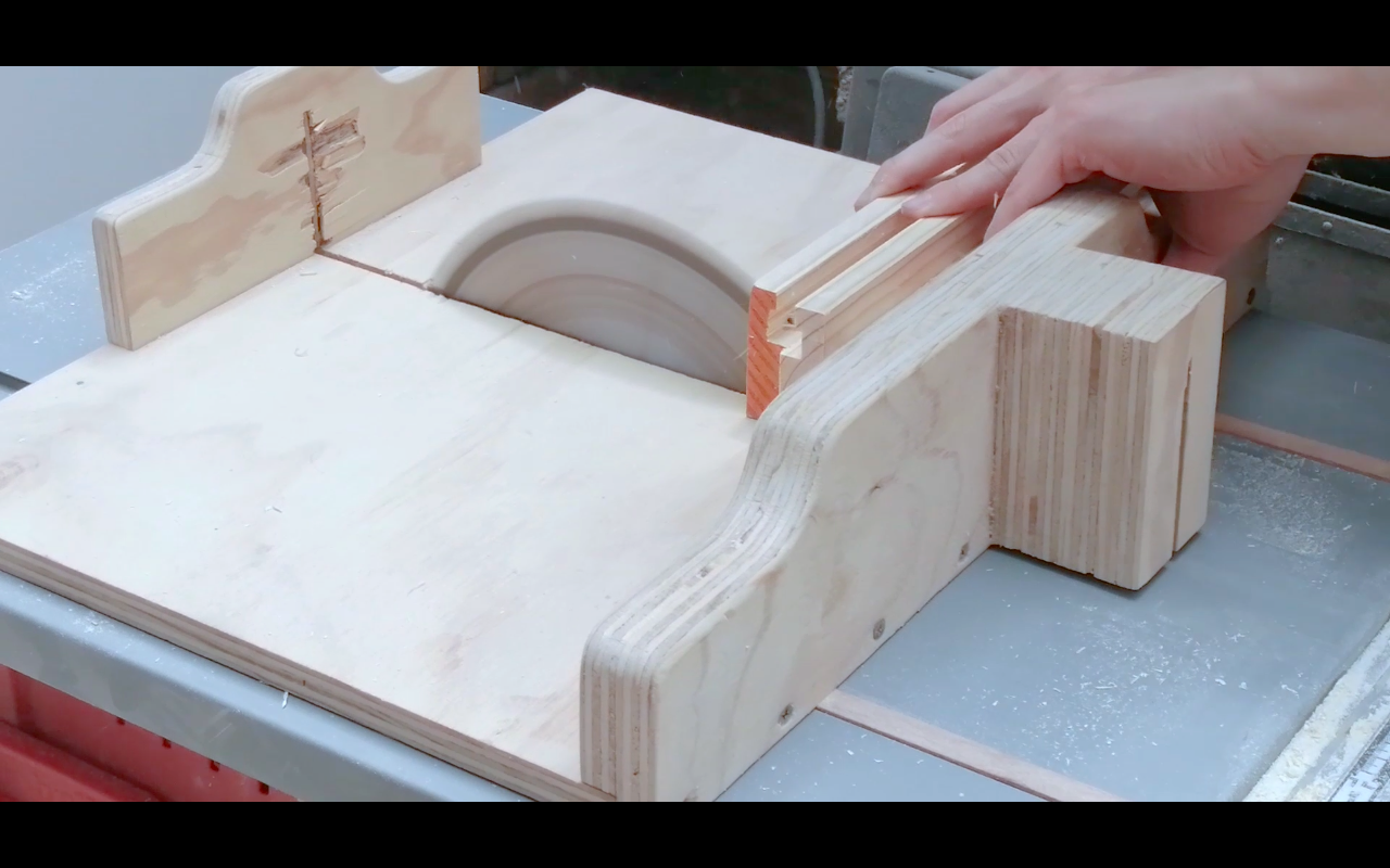 My First Ever Router Table! : 8 Steps (with Pictures) - Instructables