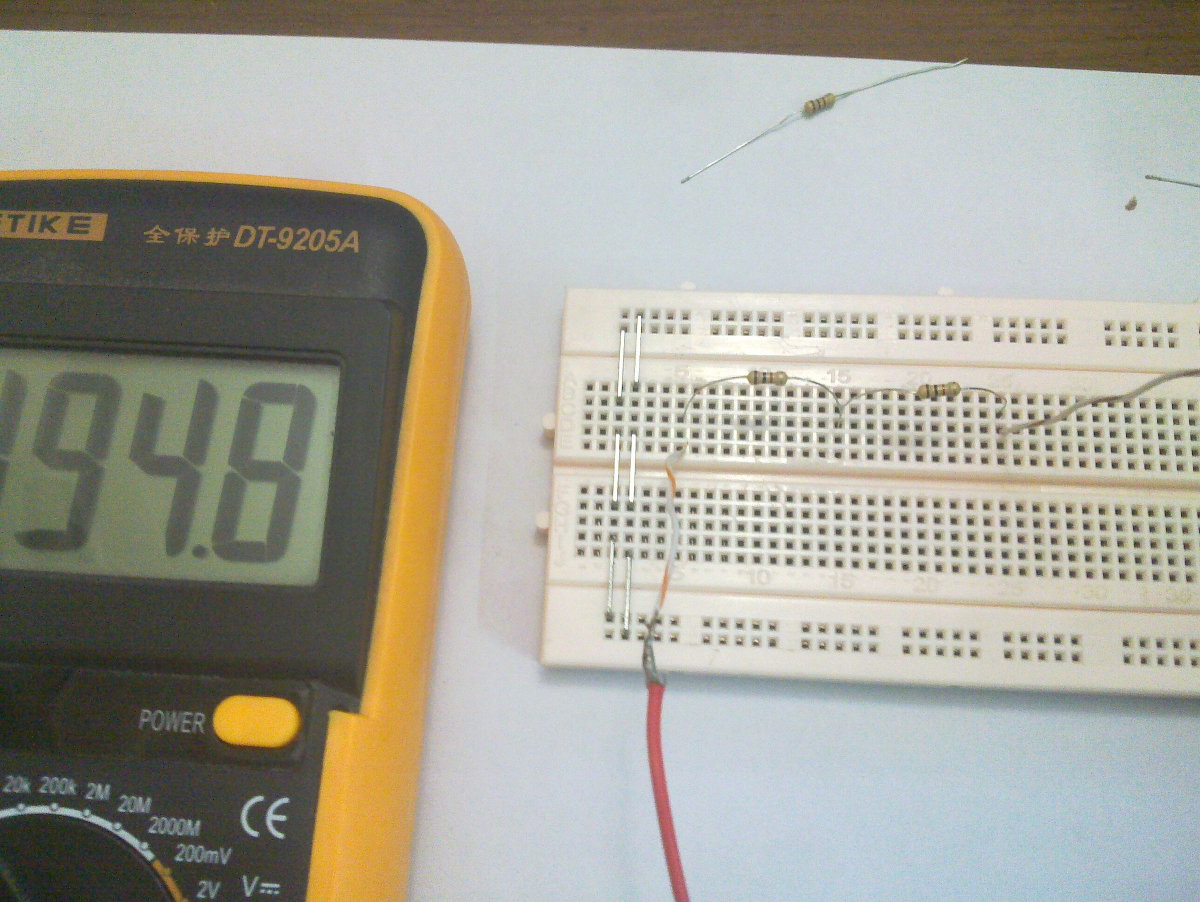 How to Use a Breadboard : 5 Steps (with Pictures) - Instructables
