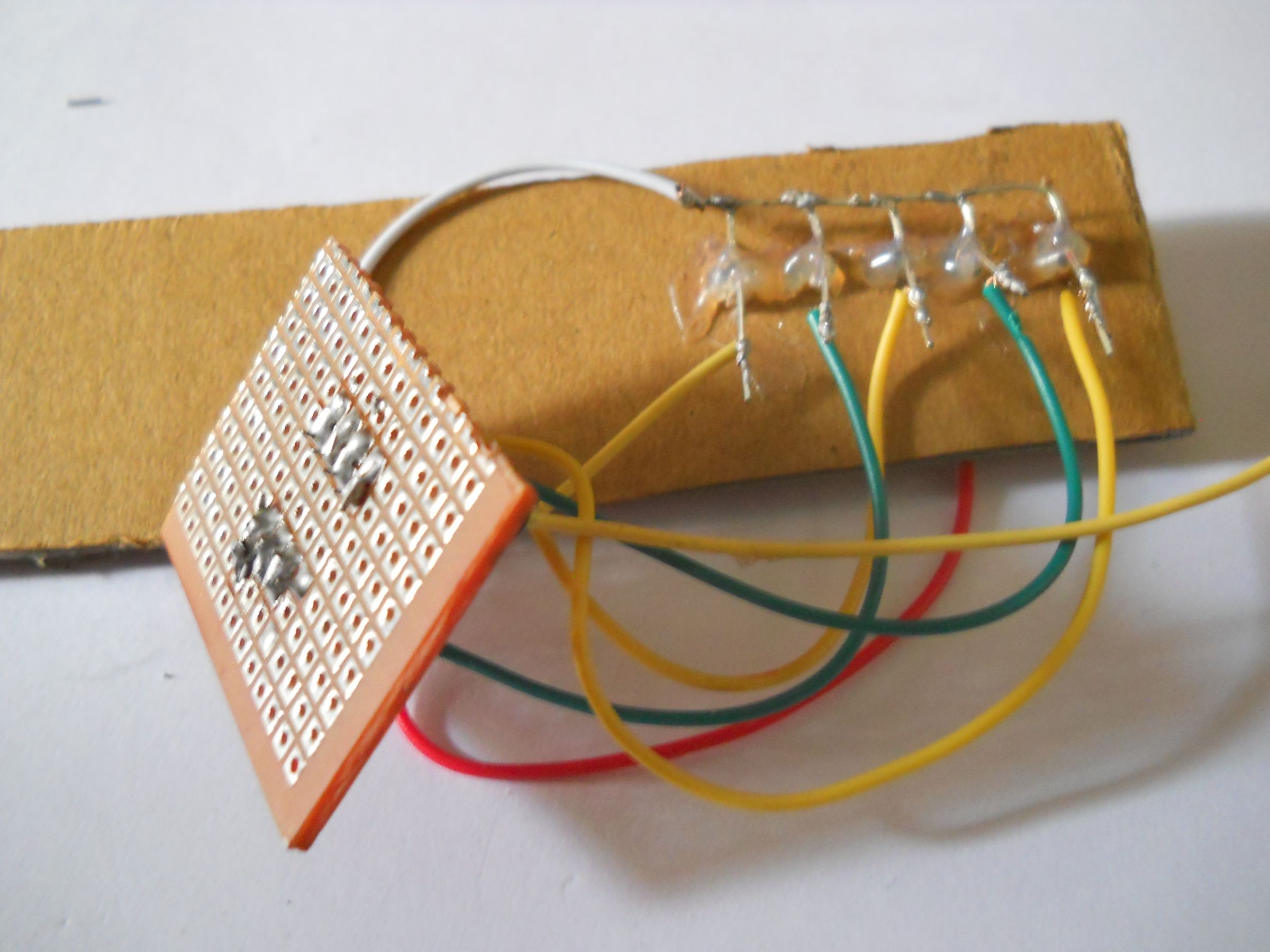 ATtiny85 POV Display : 10 Steps (with Pictures) - Instructables