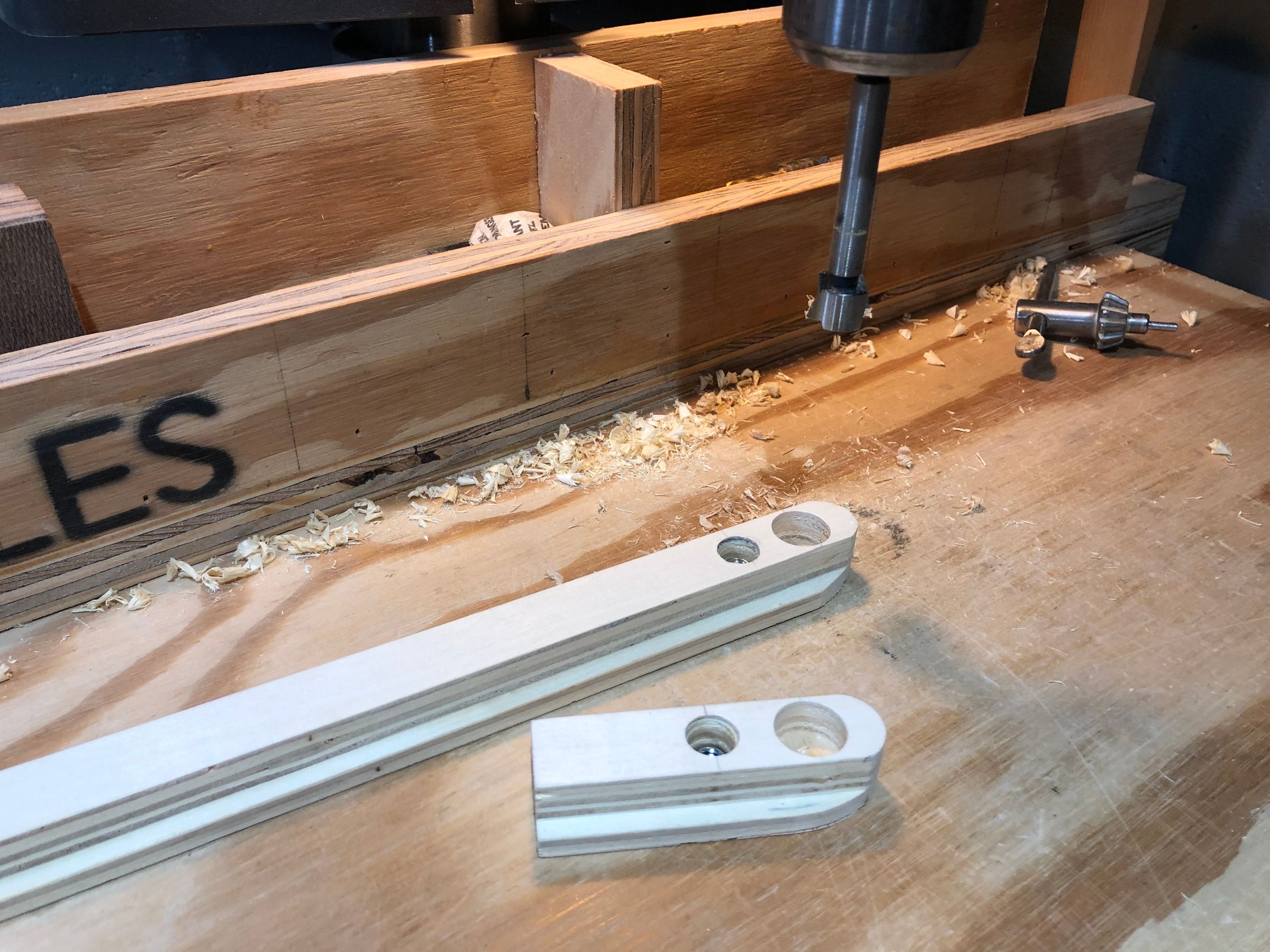 The Multi-Function Router Table Jig : 12 Steps (with Pictures ...