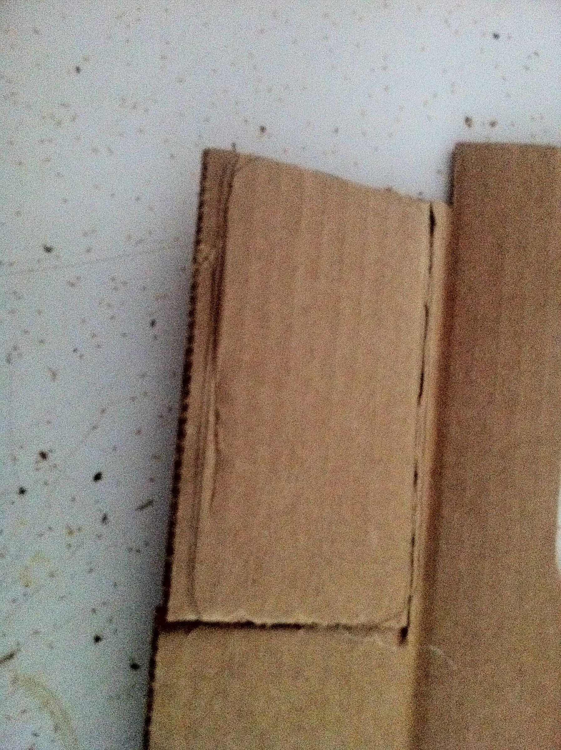 DIY Cardboard Phone Holder : 8 Steps - Instructables