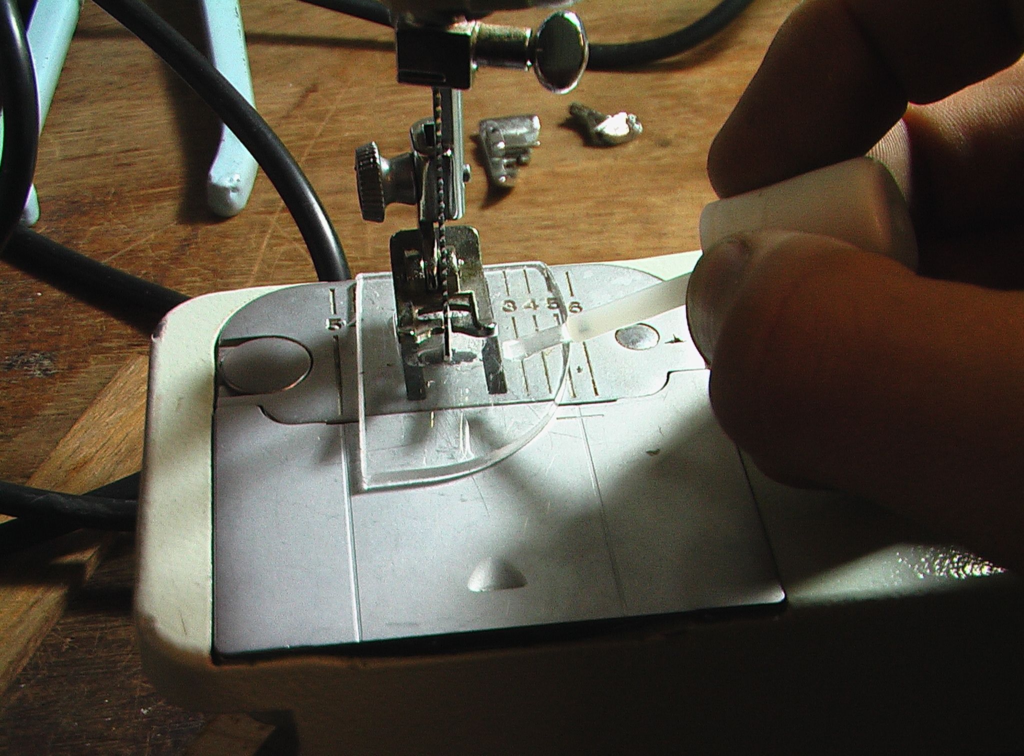 From Sewing Machine to Scroll Saw, a Christmas Tale : 9 Steps (with ...