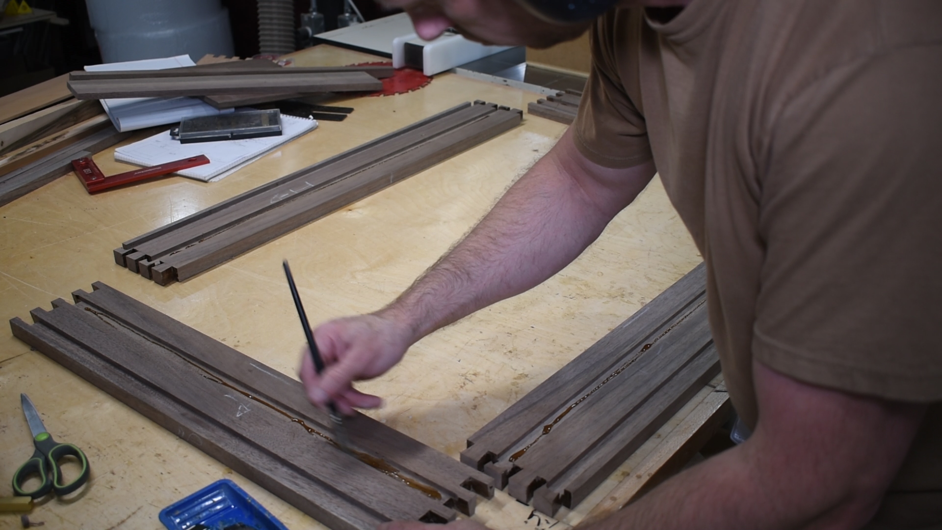 Comic Book Display Cabinet : 15 Steps (with Pictures) - Instructables