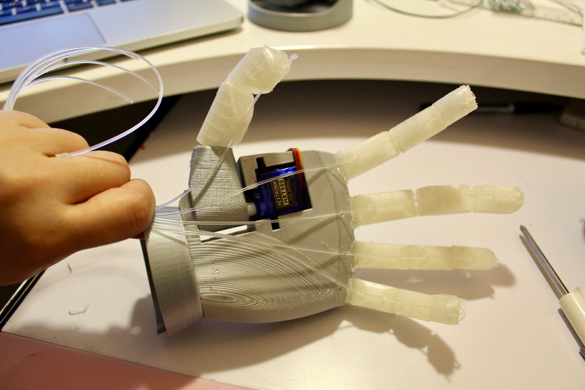 3D Printed Robotic Hand With Bluetooth Control : 18 Steps (with ...