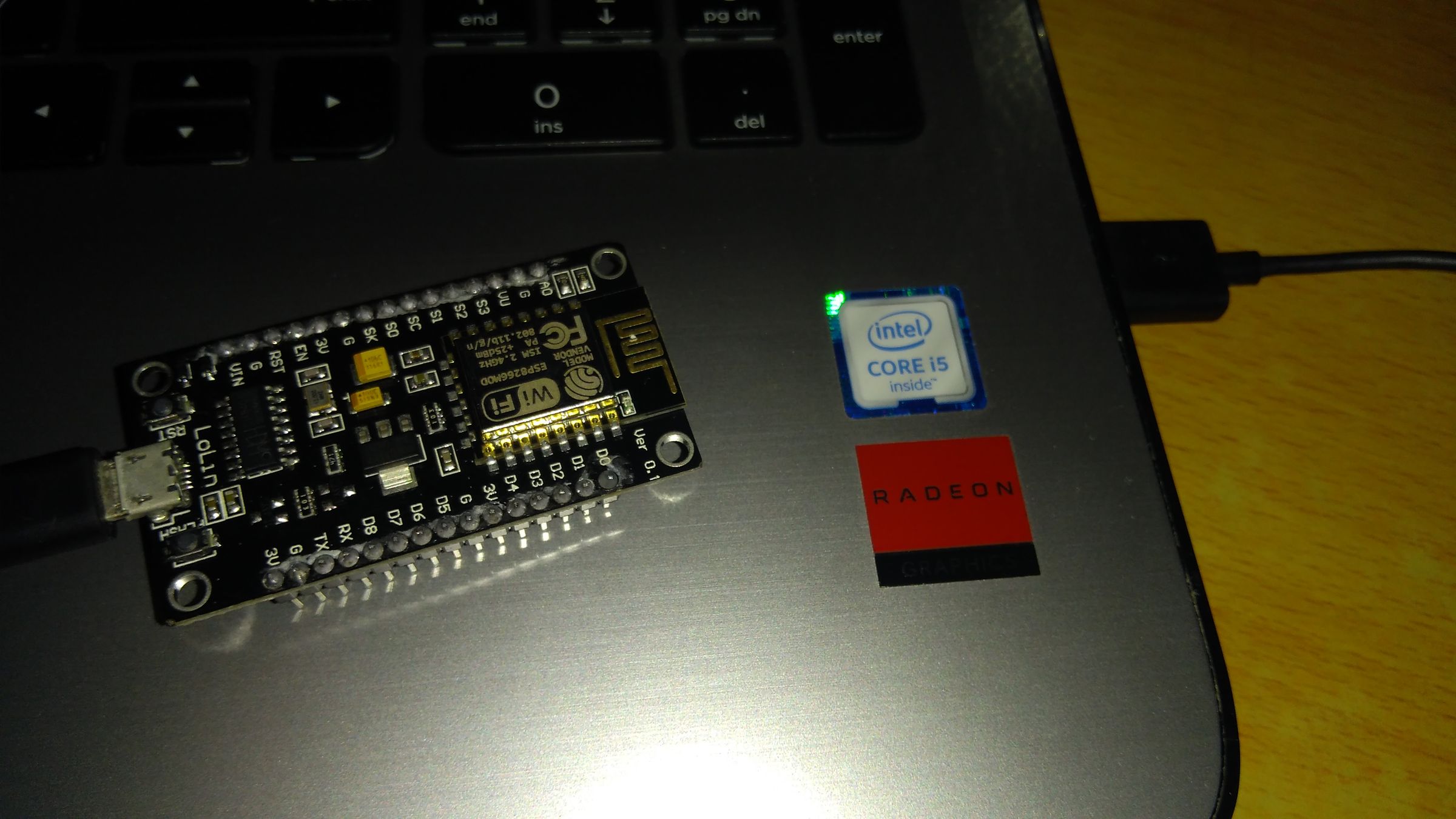 ESP8266 (NodeMCU) Based Portable Deauther and Beacon Attacker Using ...