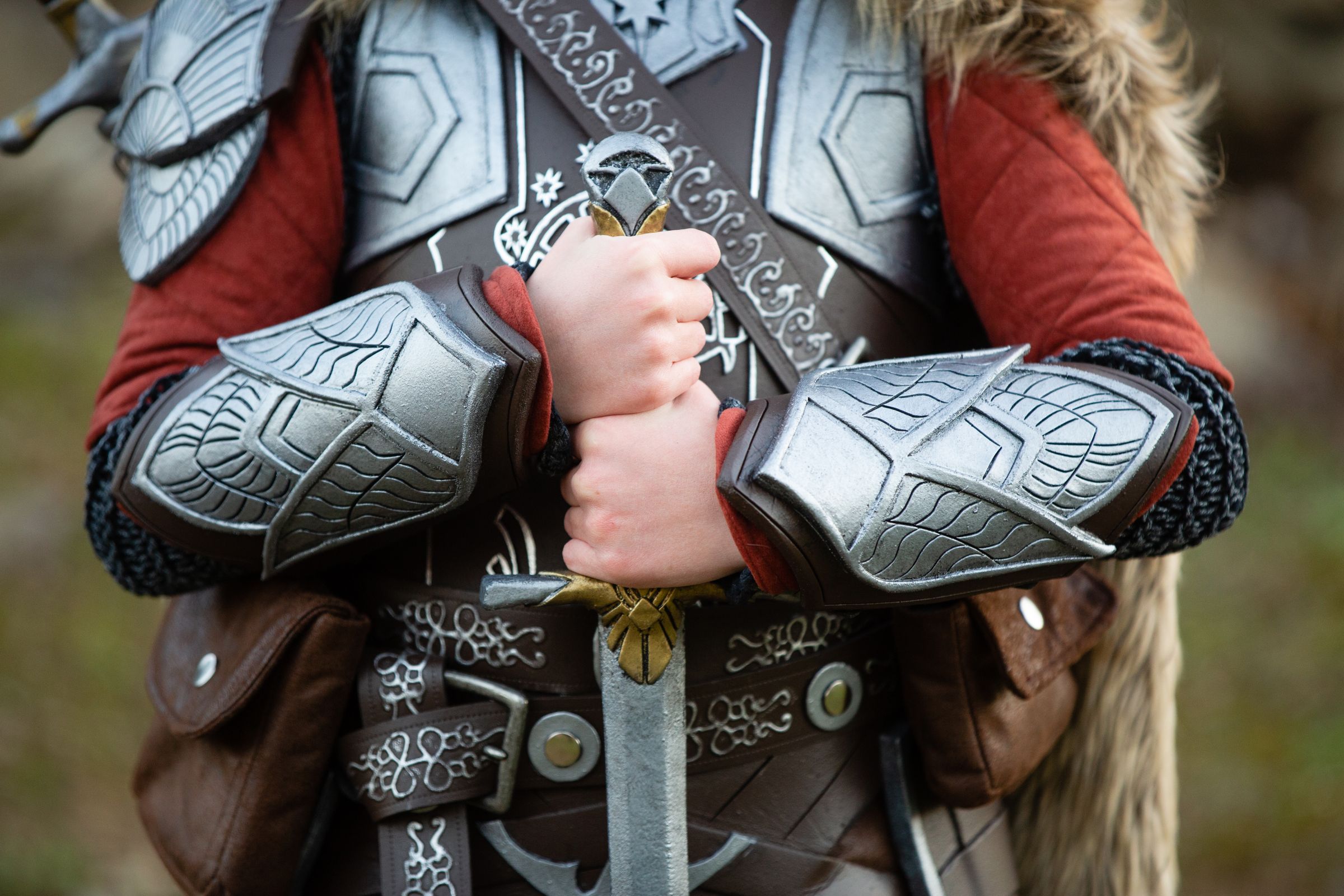 Talion - Shadow of War - Cosplay : 19 Steps (with Pictures) - Instructables