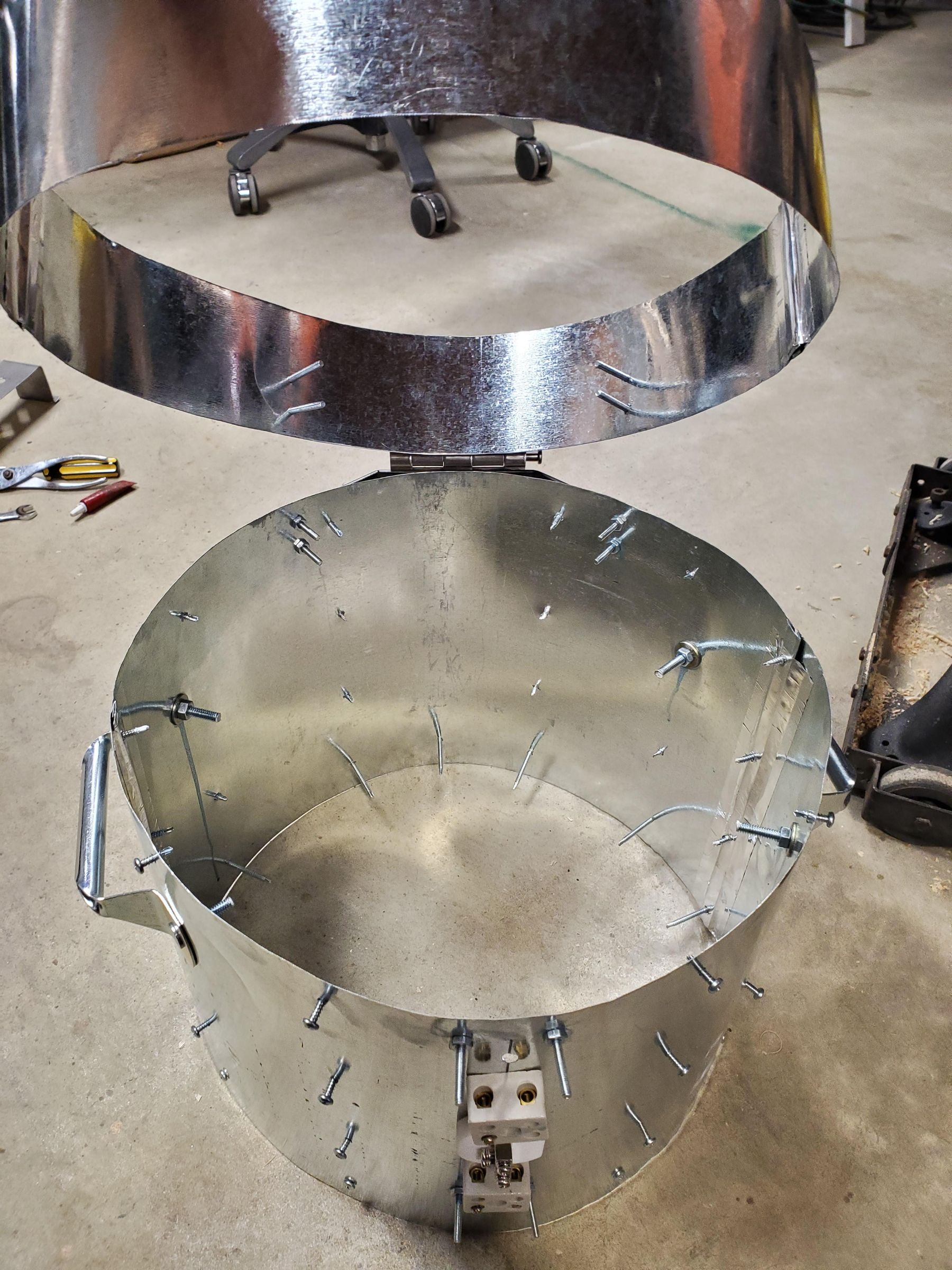 120v Metal Foundry With Lid Switch : 20 Steps (with Pictures ...