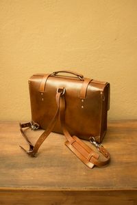 Convertible Briefcase/Backpack : 11 Steps (with Pictures) - Instructables