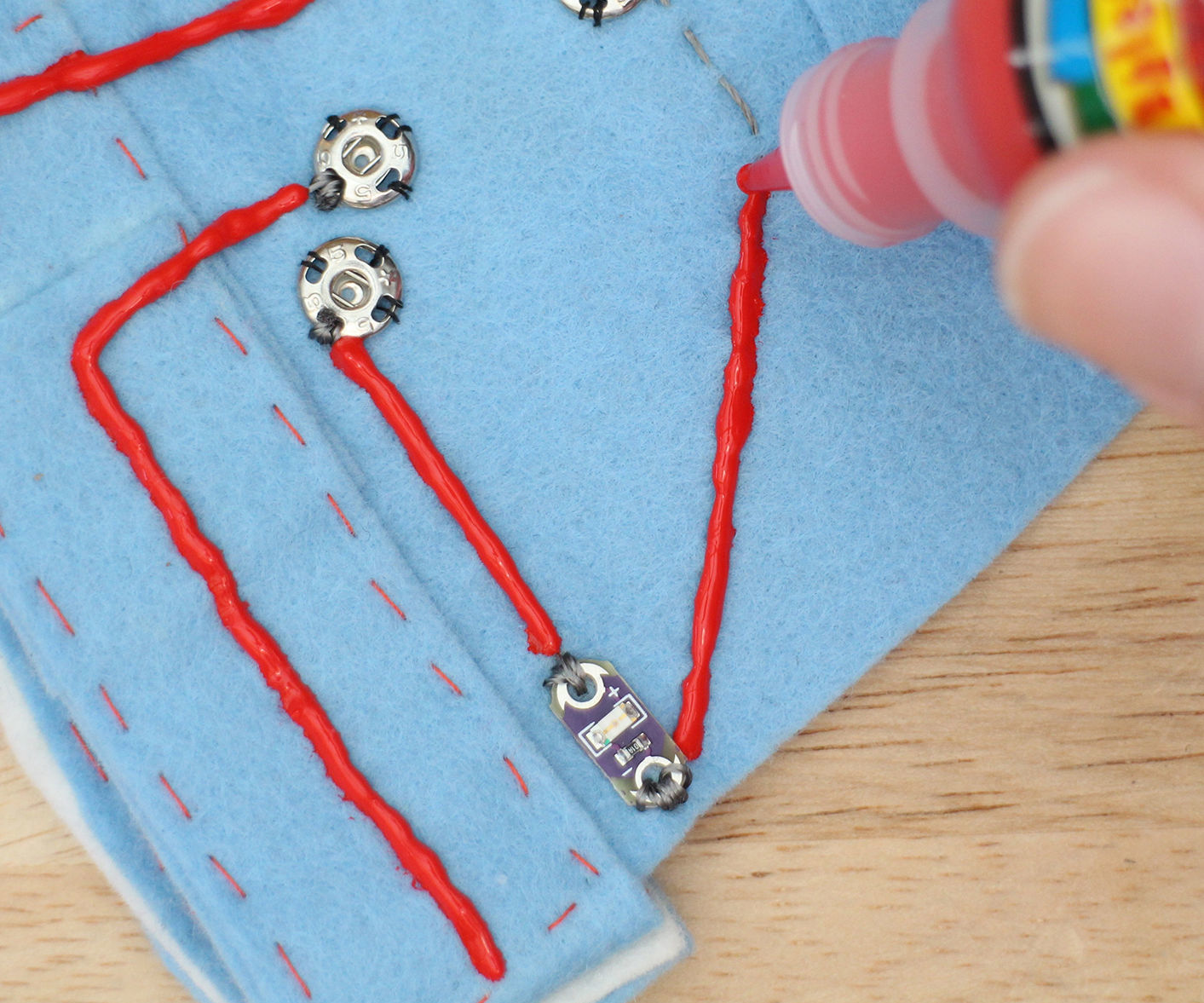 Wearable Electronics Class - Instructables