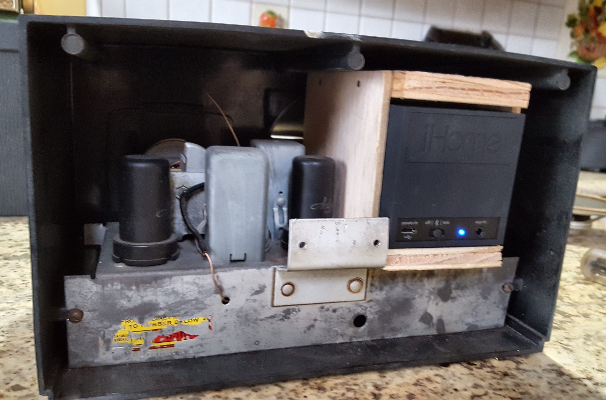 Easiest Vintage Radio Bluetooth Conversion : 5 Steps (with Pictures ...