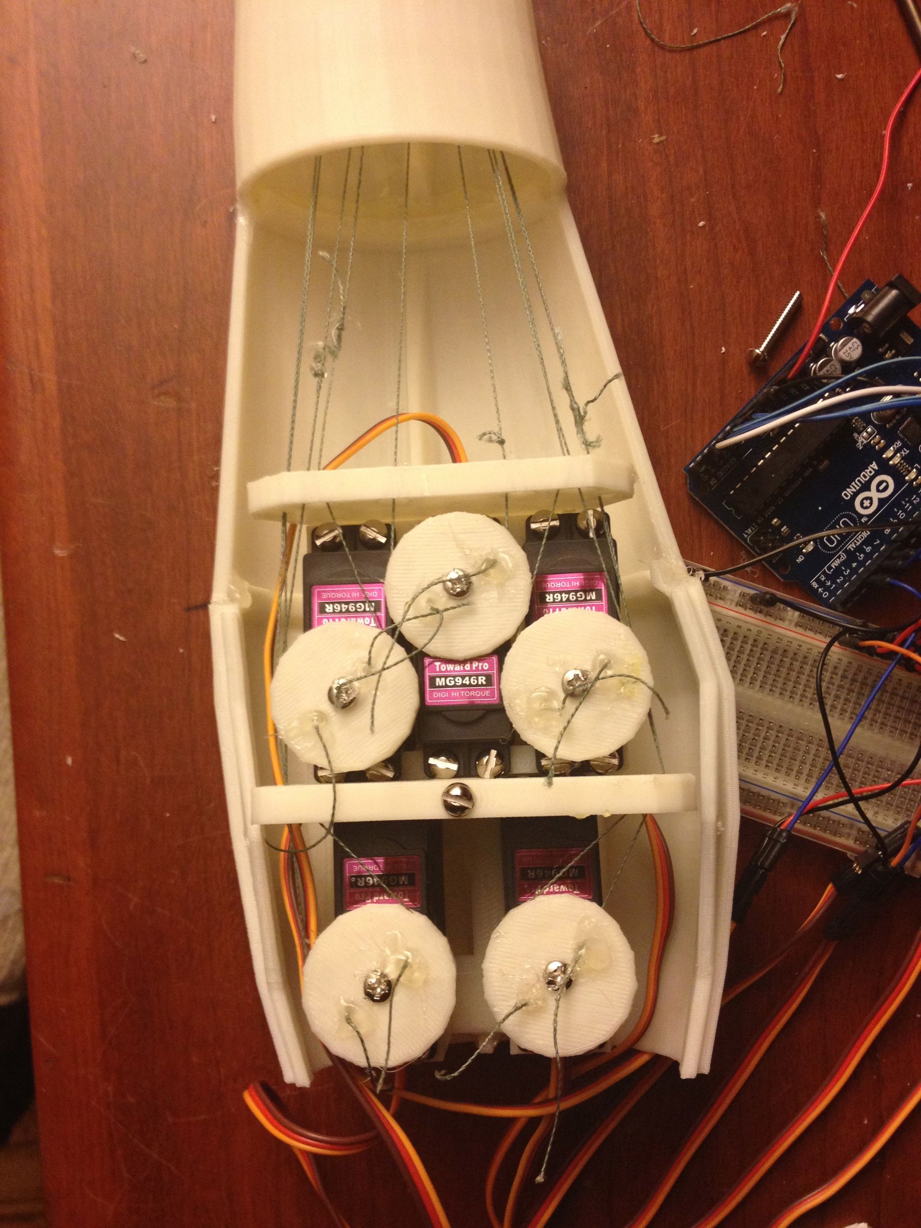 DIY Robotic Hand Controlled by a Glove and Arduino : 8 Steps (with ...