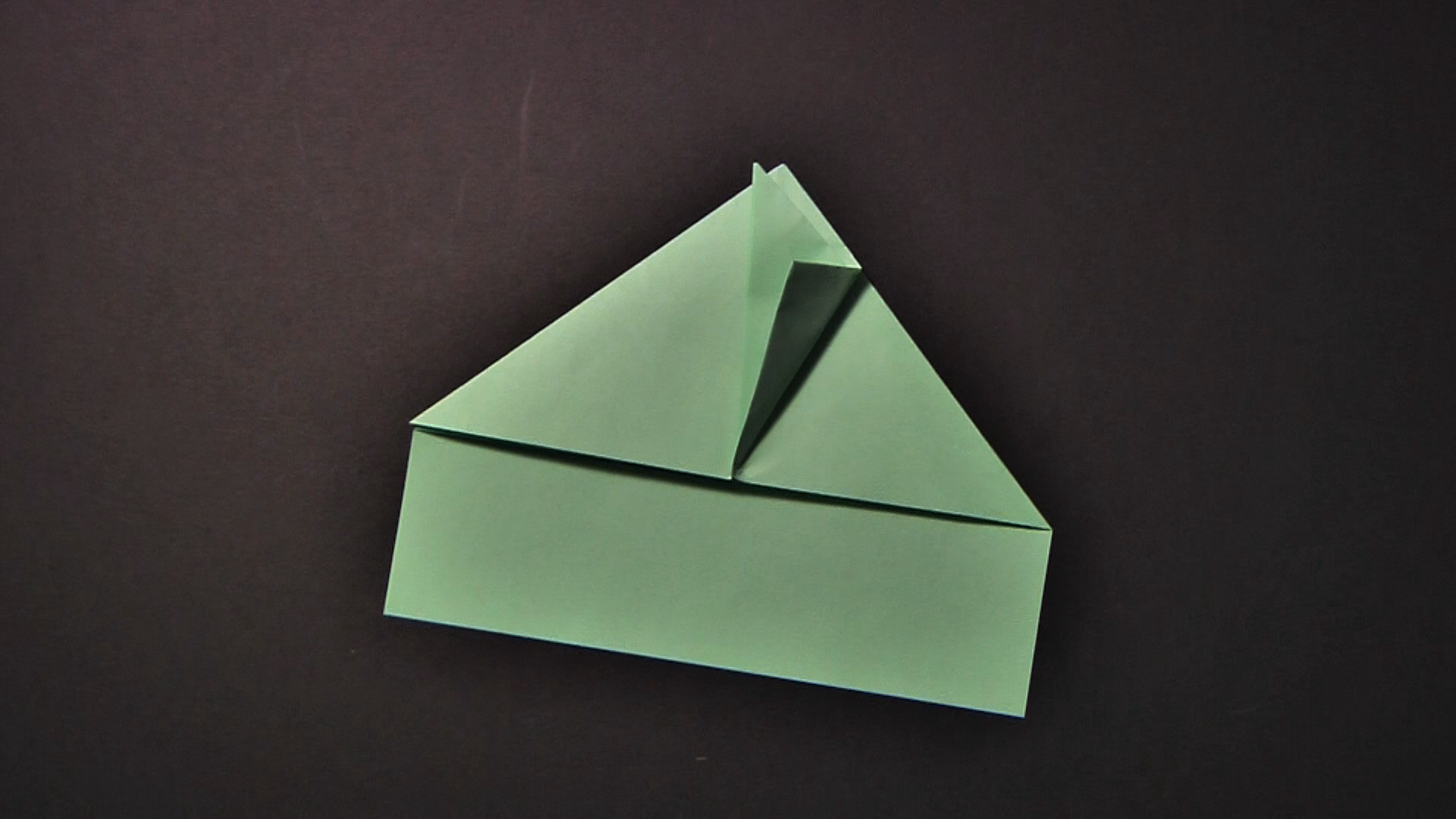 Stingray Paper Airplane : 8 Steps (with Pictures) - Instructables