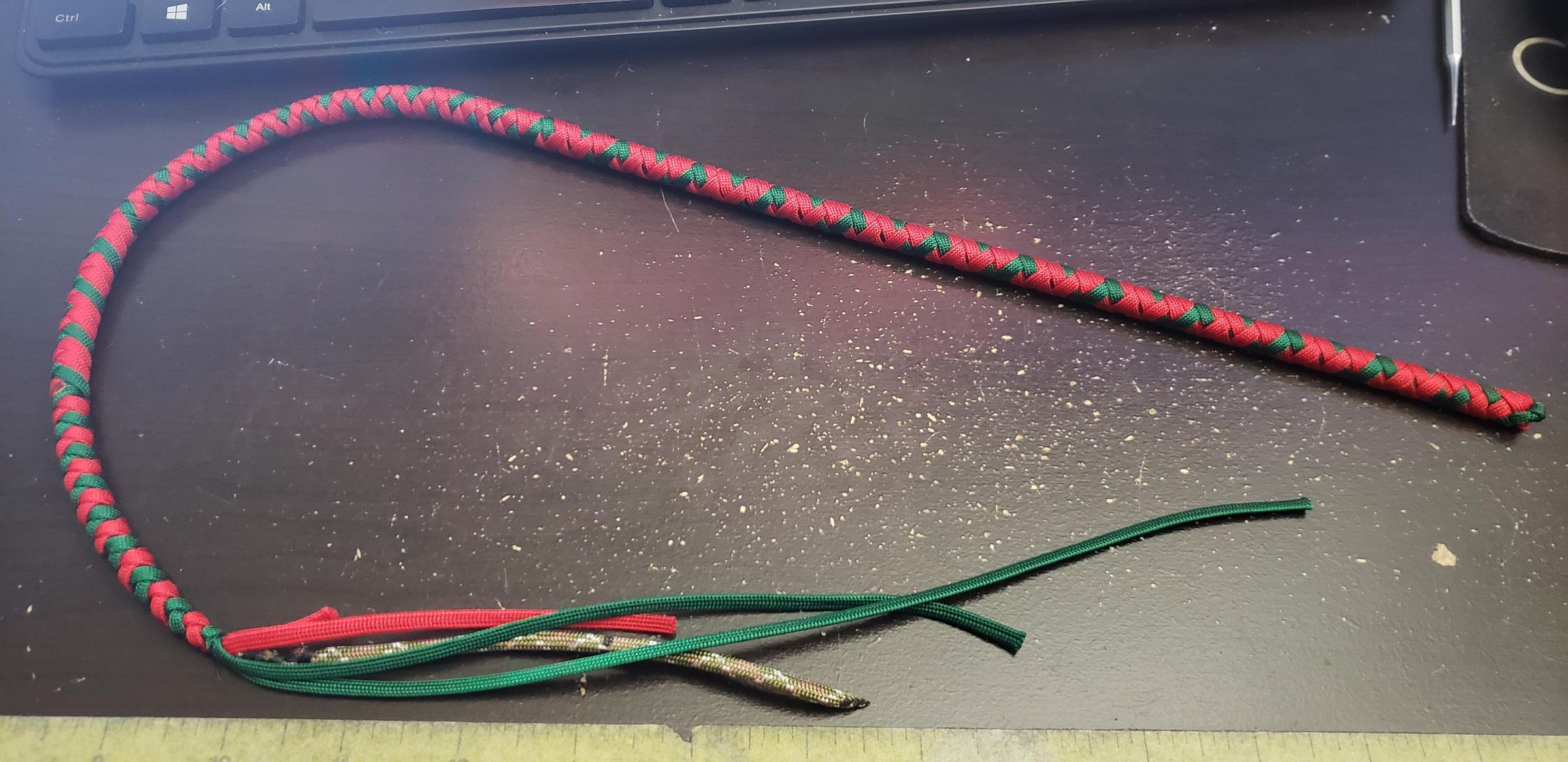 How to Make a 24 Plait 5 Belly Nylon Bullwhip : 10 Steps (with Pictures ...