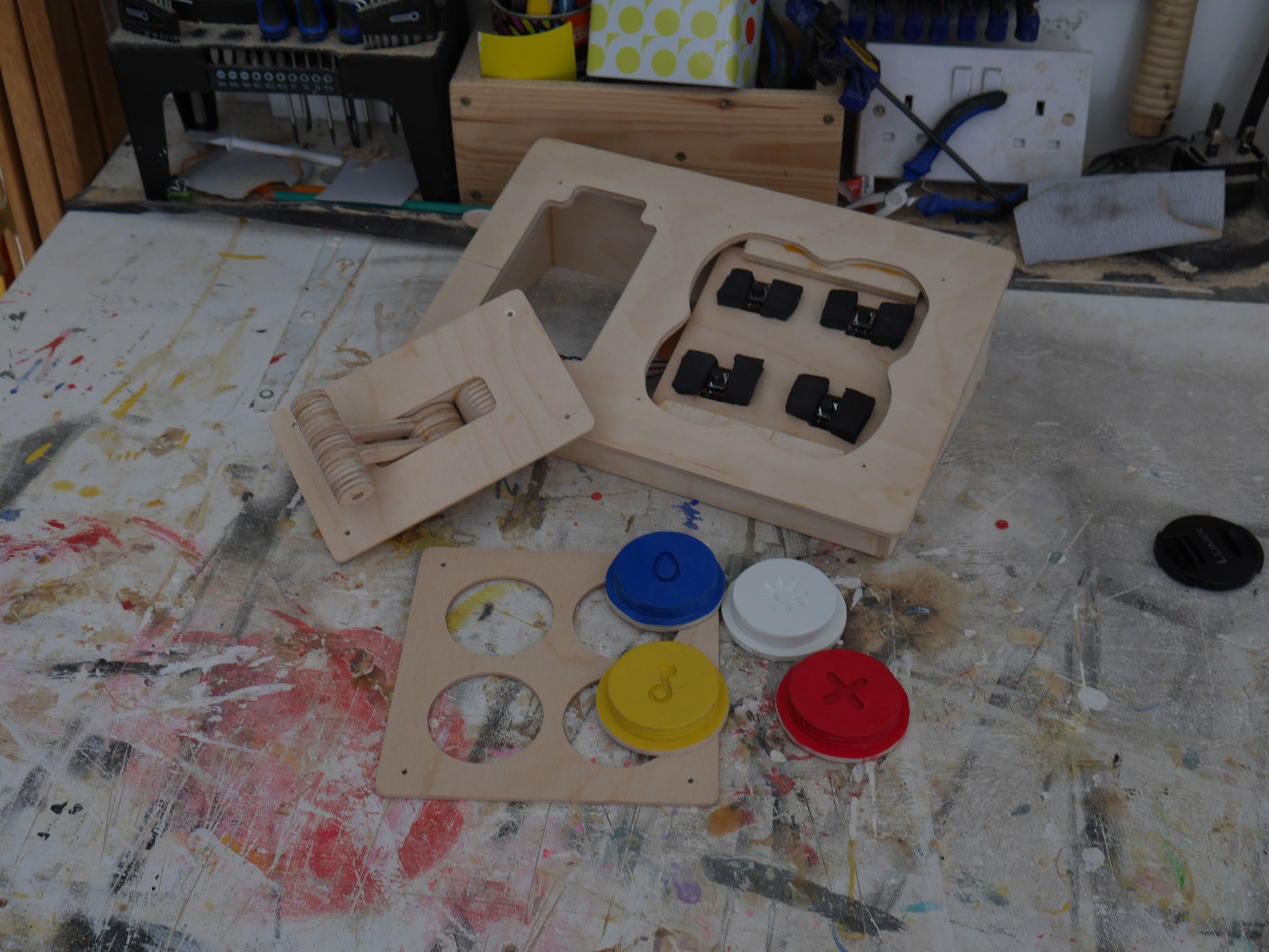 Wooden Bluetooth Remote for Lego Duplo Train : 3 Steps (with Pictures ...