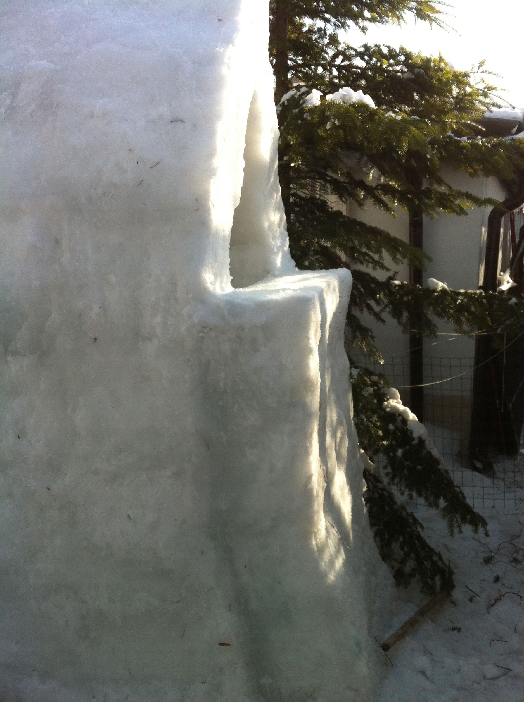 How to Make the Massive 3 Floor Snow Fort. : 9 Steps (with Pictures ...