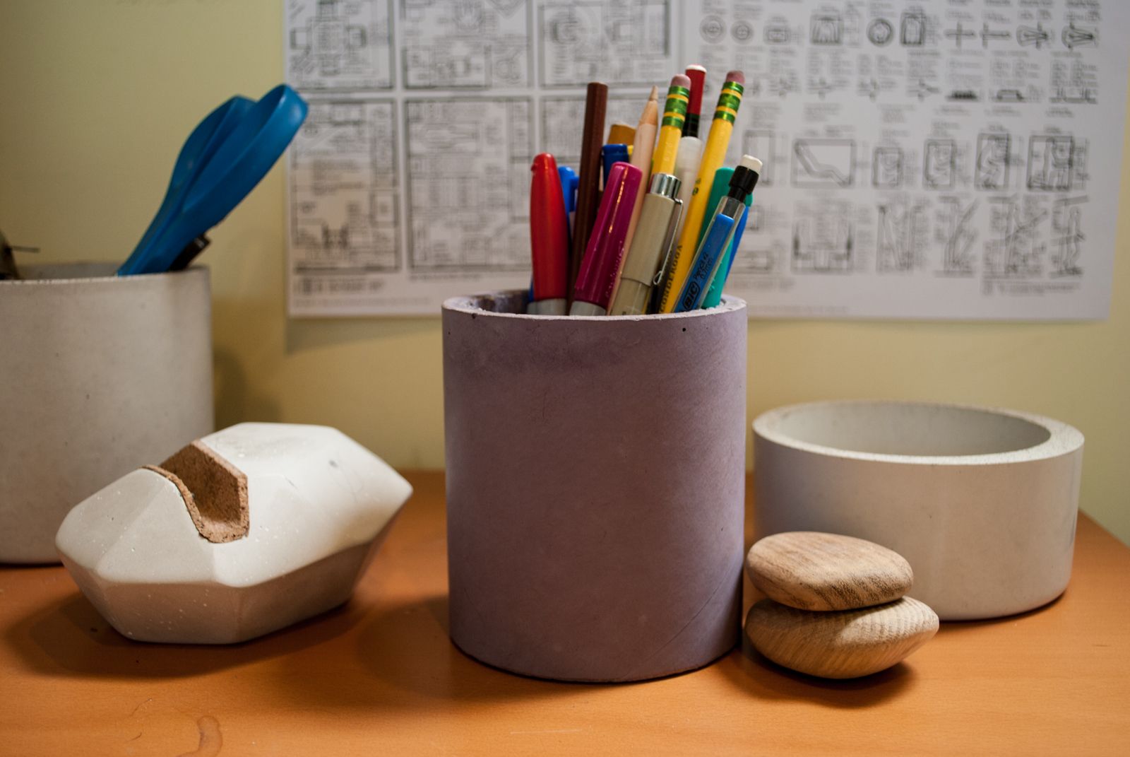 DIY CONCRETE:: Cylinders From Cardboard Tubes : 7 Steps (with Pictures ...