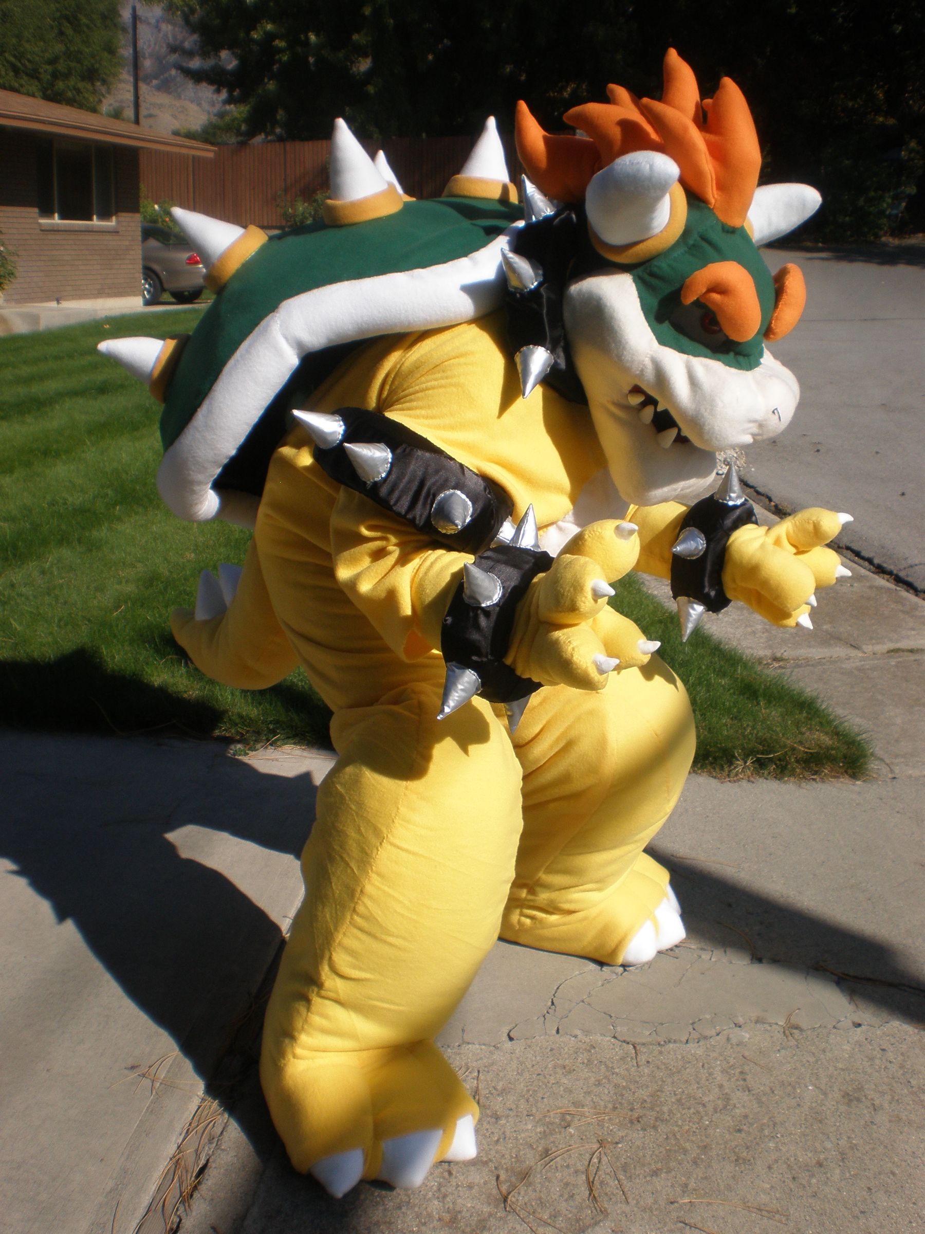 Bowser Costume : 9 Steps (with Pictures) - Instructables
