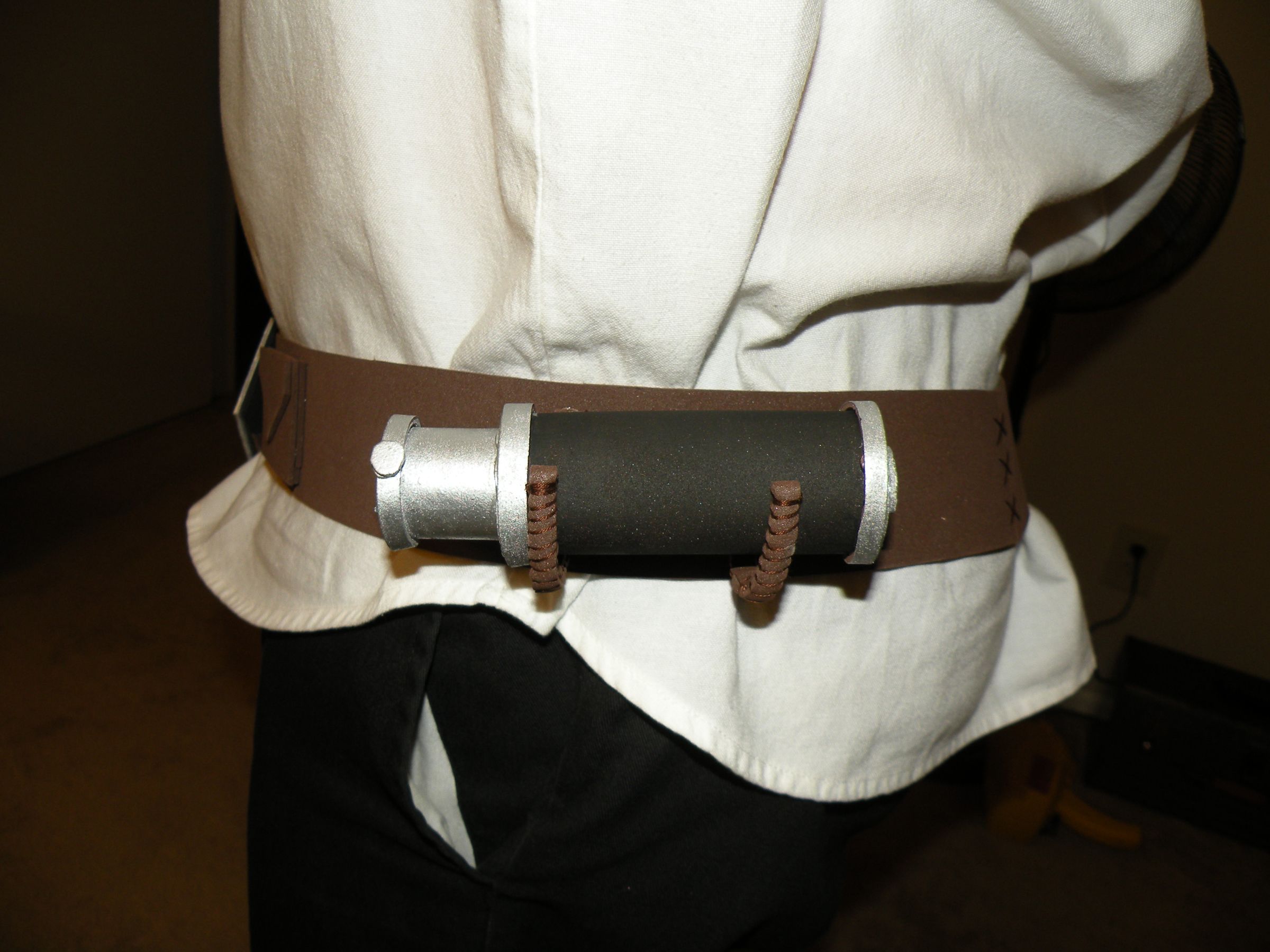 Star Wars Han Solo Belt Gun Holster : 7 Steps (with Pictures ...