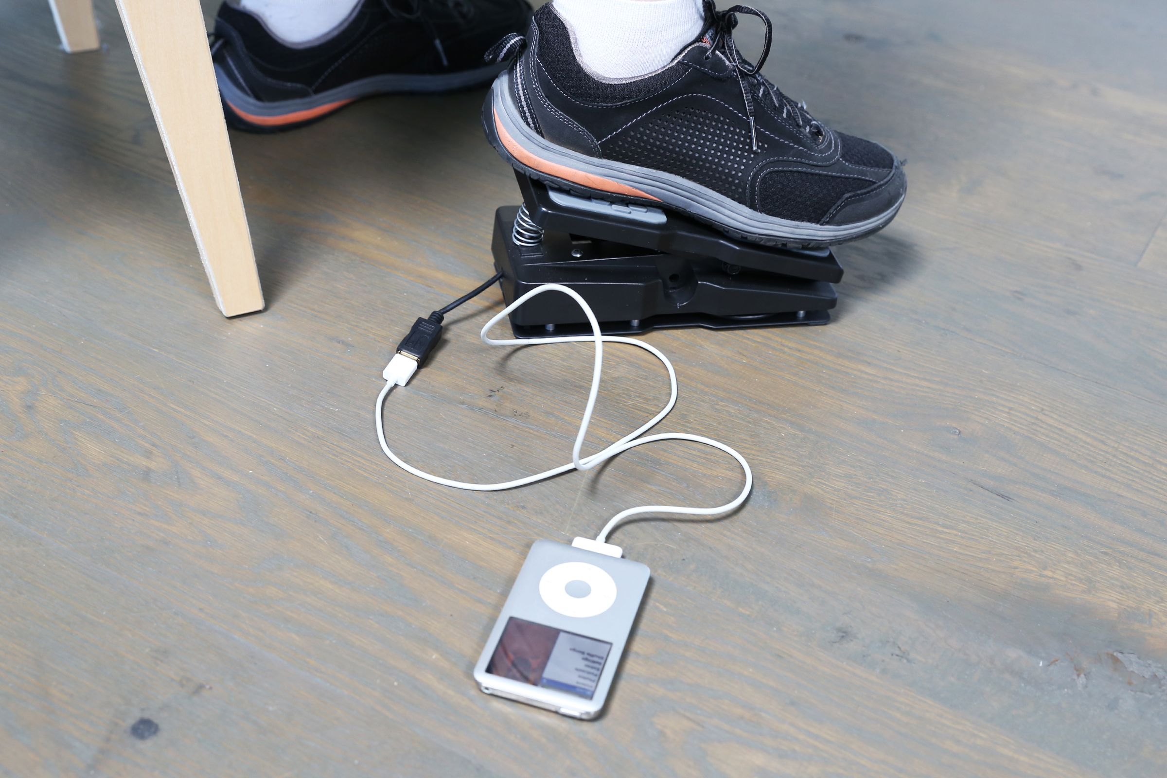 Shaky Leg Power Generator : 19 Steps (with Pictures) - Instructables