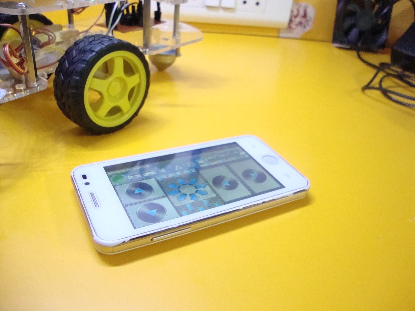 The Soccer Robot : 12 Steps (with Pictures) - Instructables