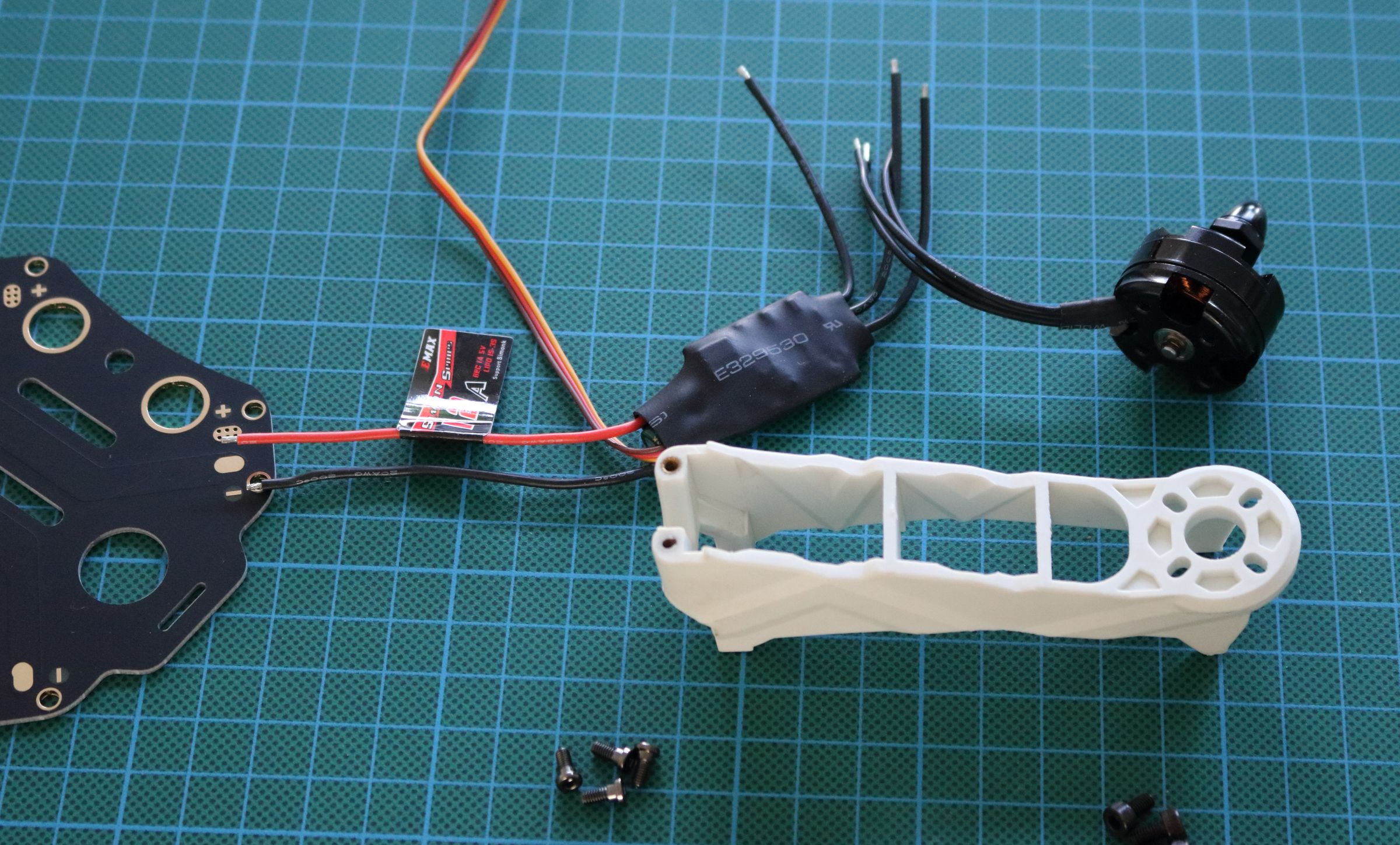 Design, Build and Improve a Quadcopter : 34 Steps (with Pictures ...