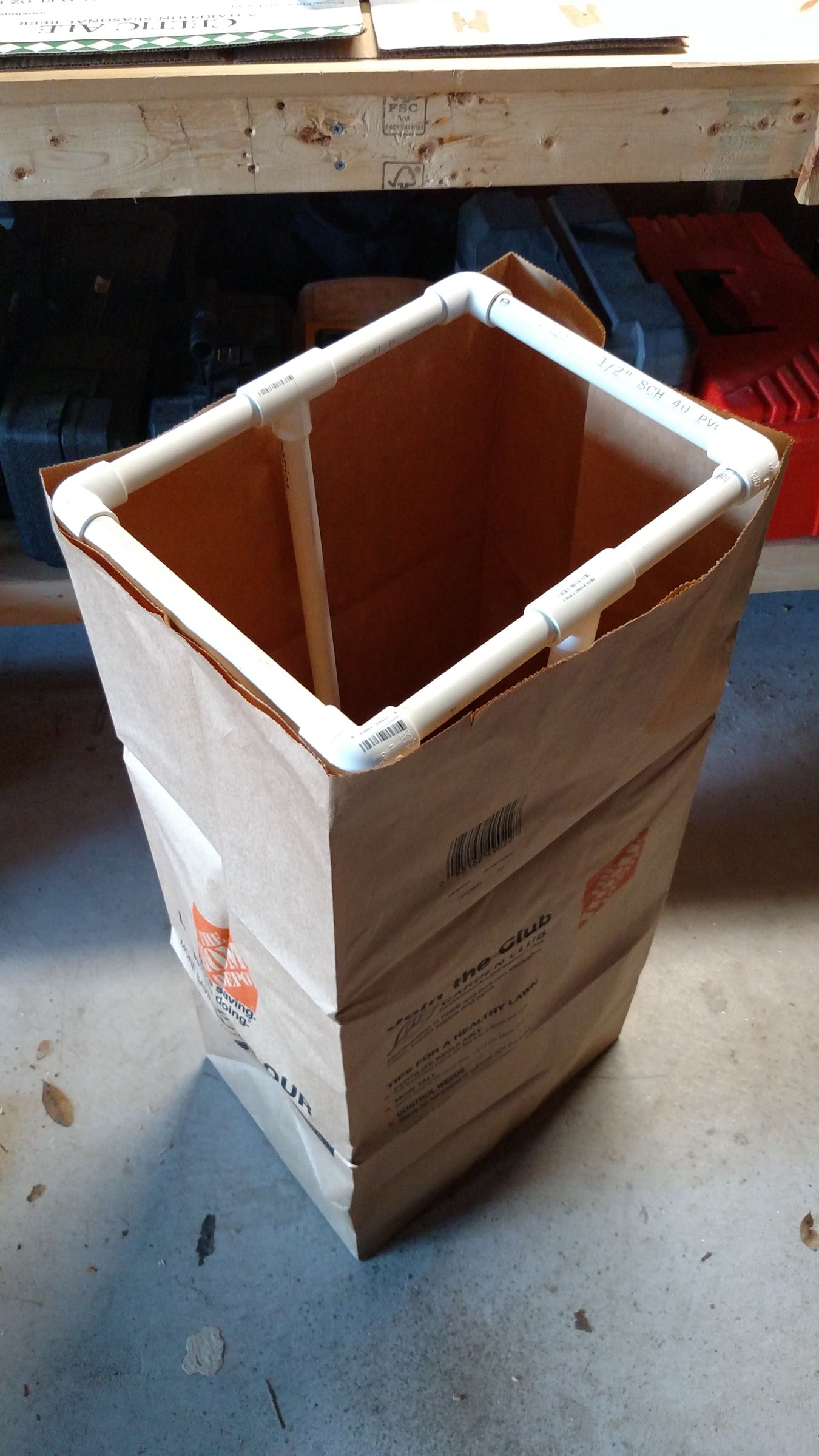 Leaf Bag Holder : 3 Steps (with Pictures) - Instructables