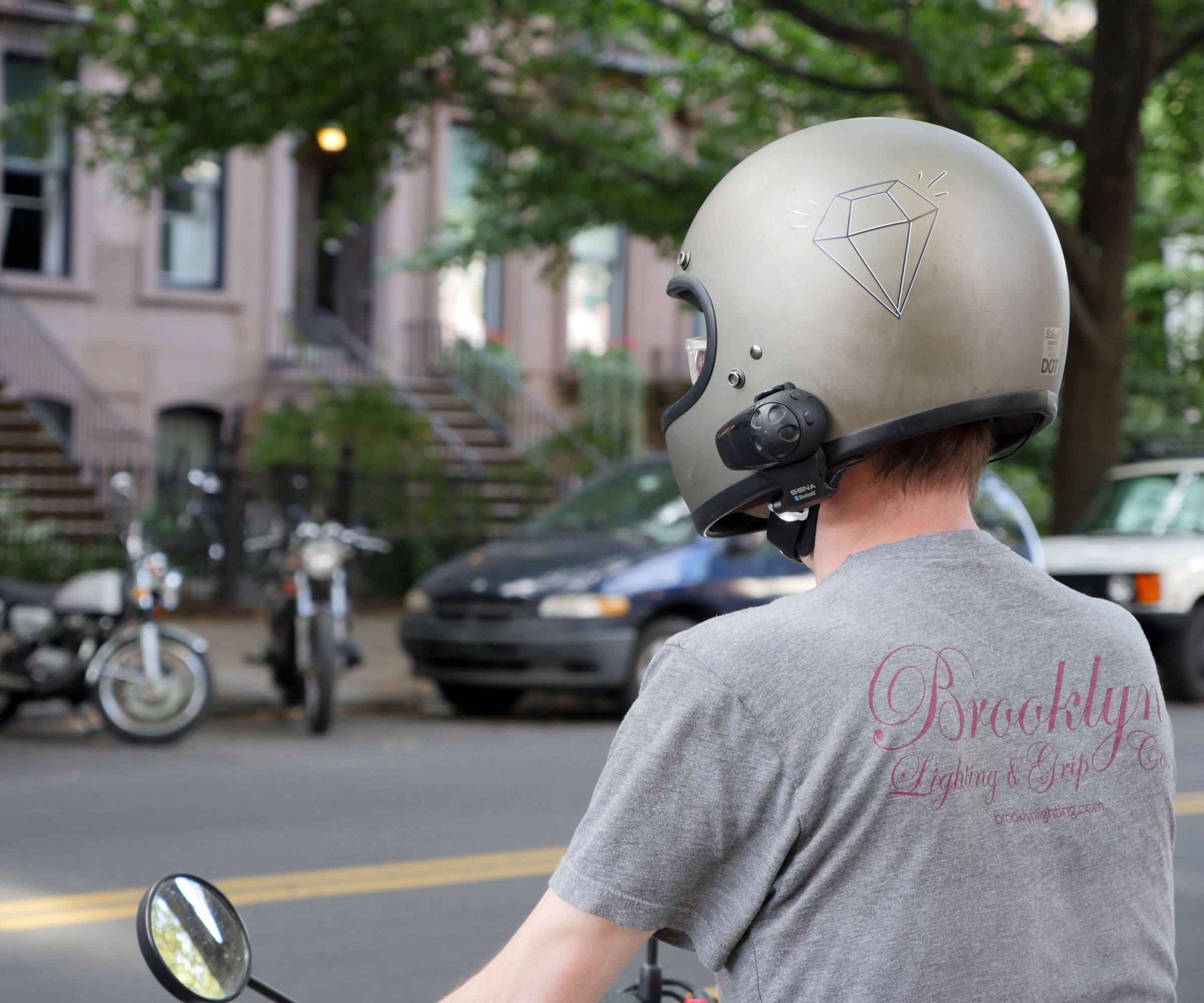 Vinyl Helmet Stickers : 7 Steps (with Pictures) - Instructables