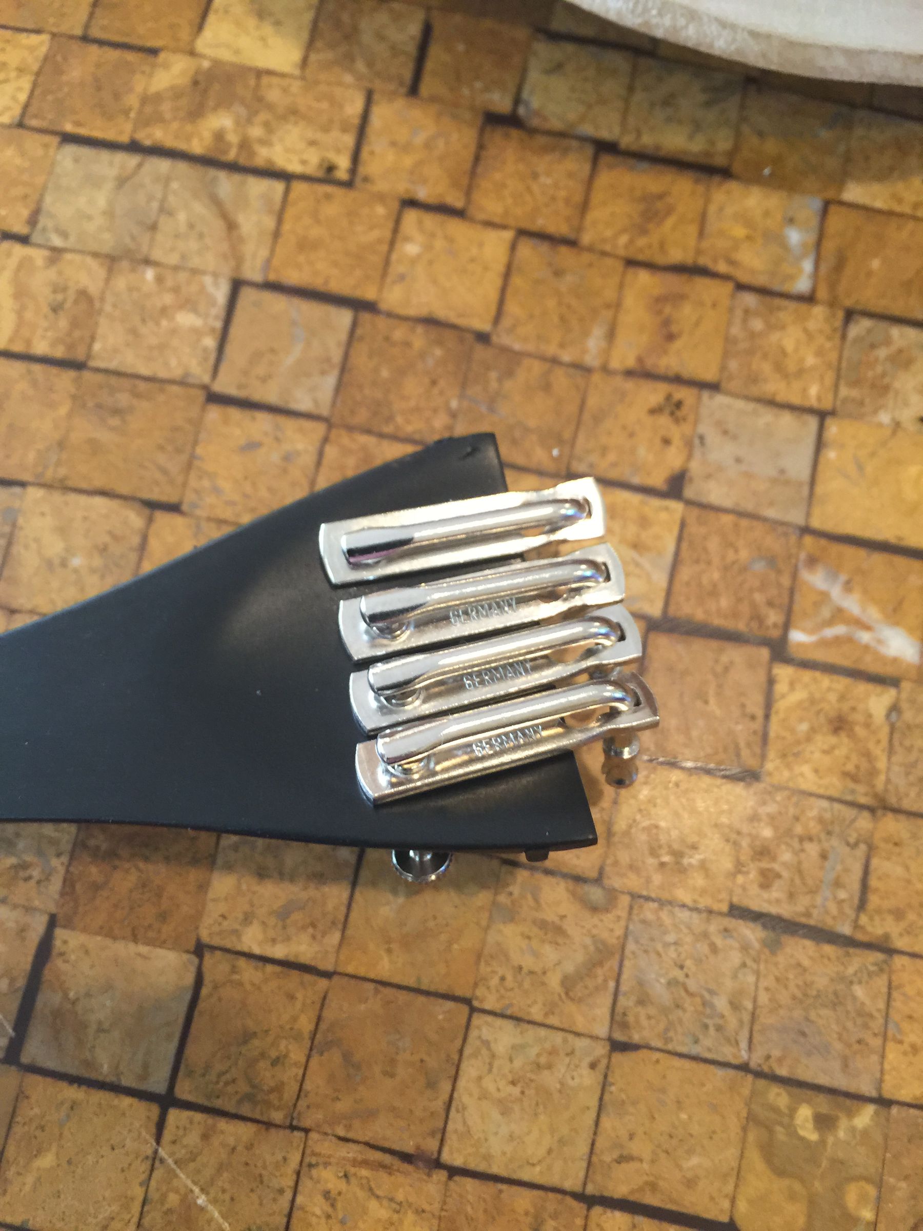 How to Make a Violin : 12 Steps (with Pictures) - Instructables