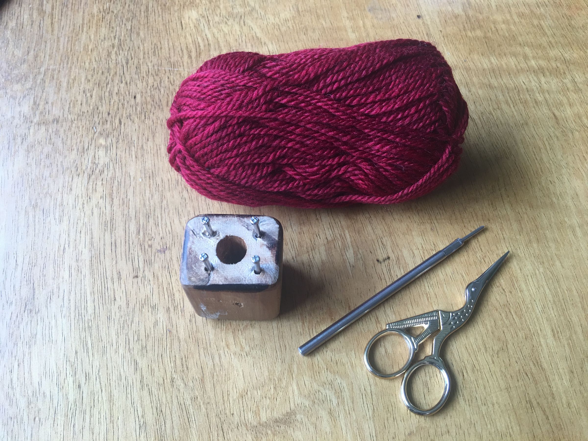 How to French Knit a Rug : 11 Steps (with Pictures) - Instructables