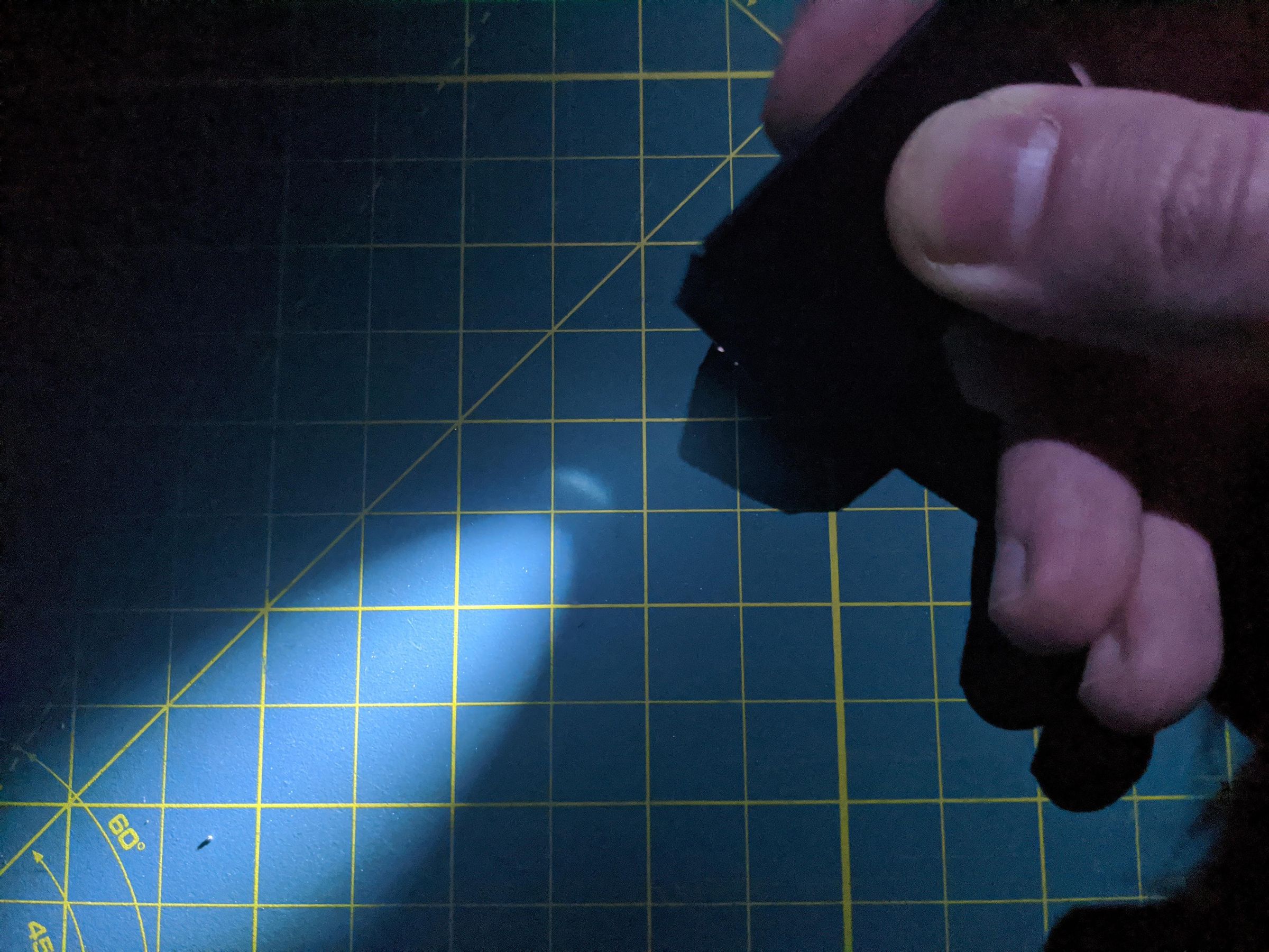 Flexlight: a Solder-free Coin Cell LED Flashlight : 3 Steps (with ...