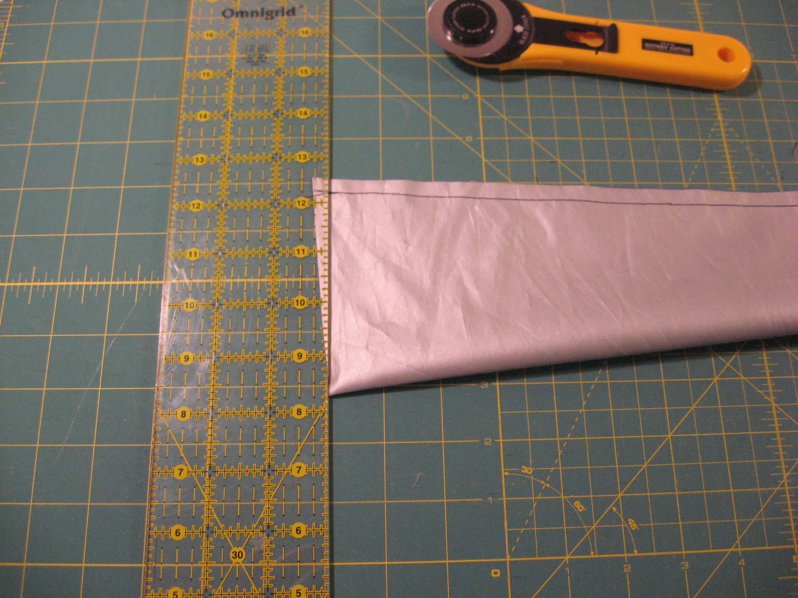 Homemade Foxtail-type Toy : 5 Steps (with Pictures) - Instructables
