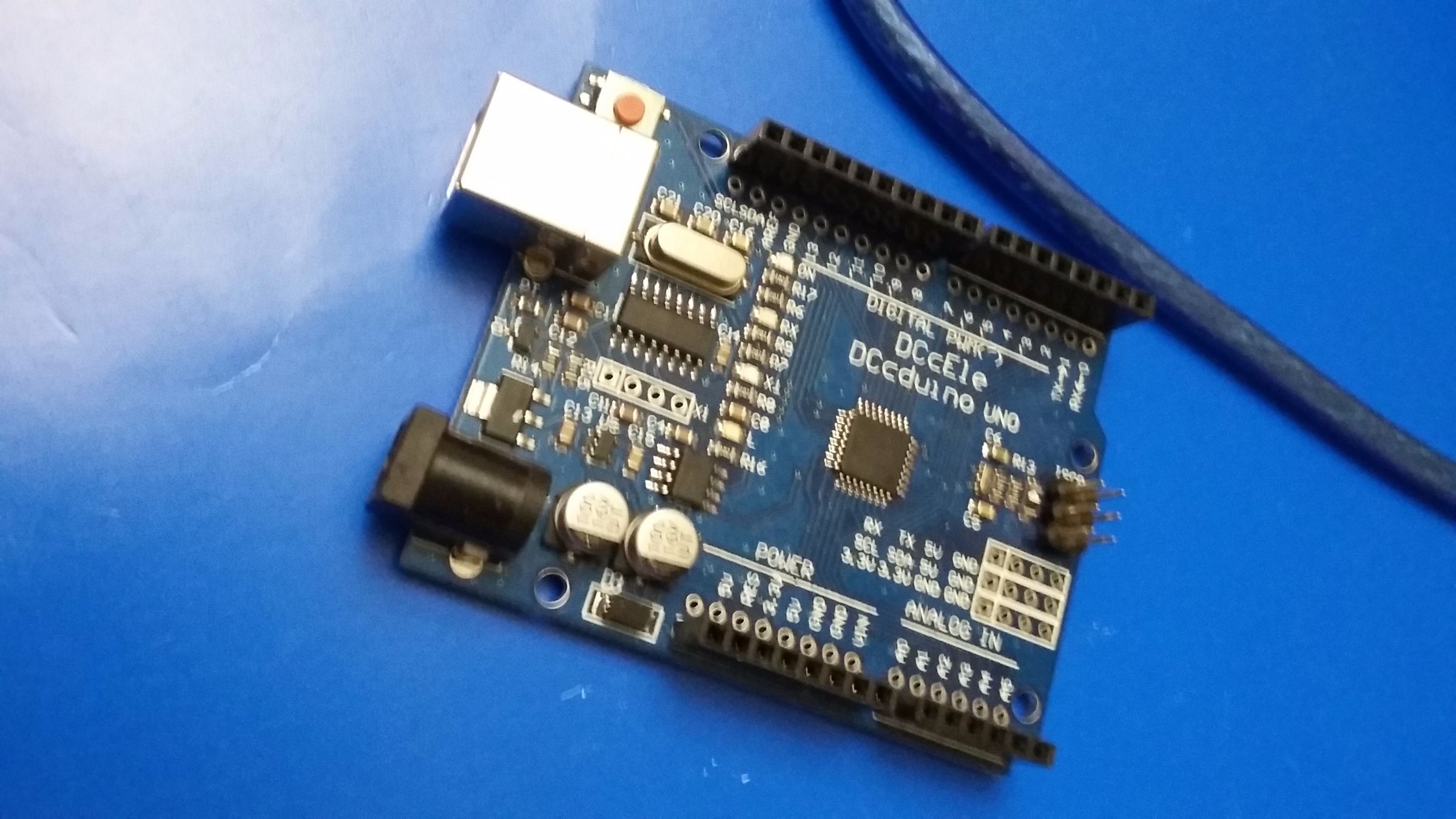 A Simple LED Cube 2X2X2 : 4 Steps (with Pictures) - Instructables