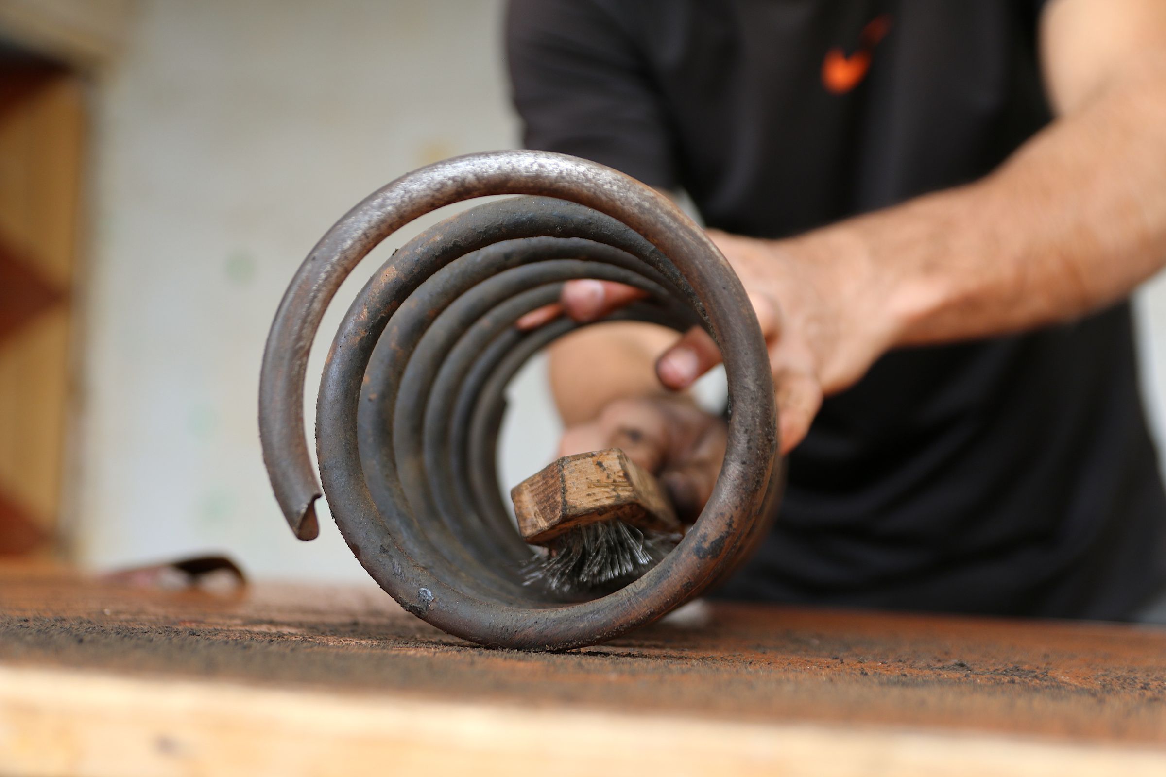 DIY Shock Absorber Stool : 9 Steps (with Pictures) - Instructables