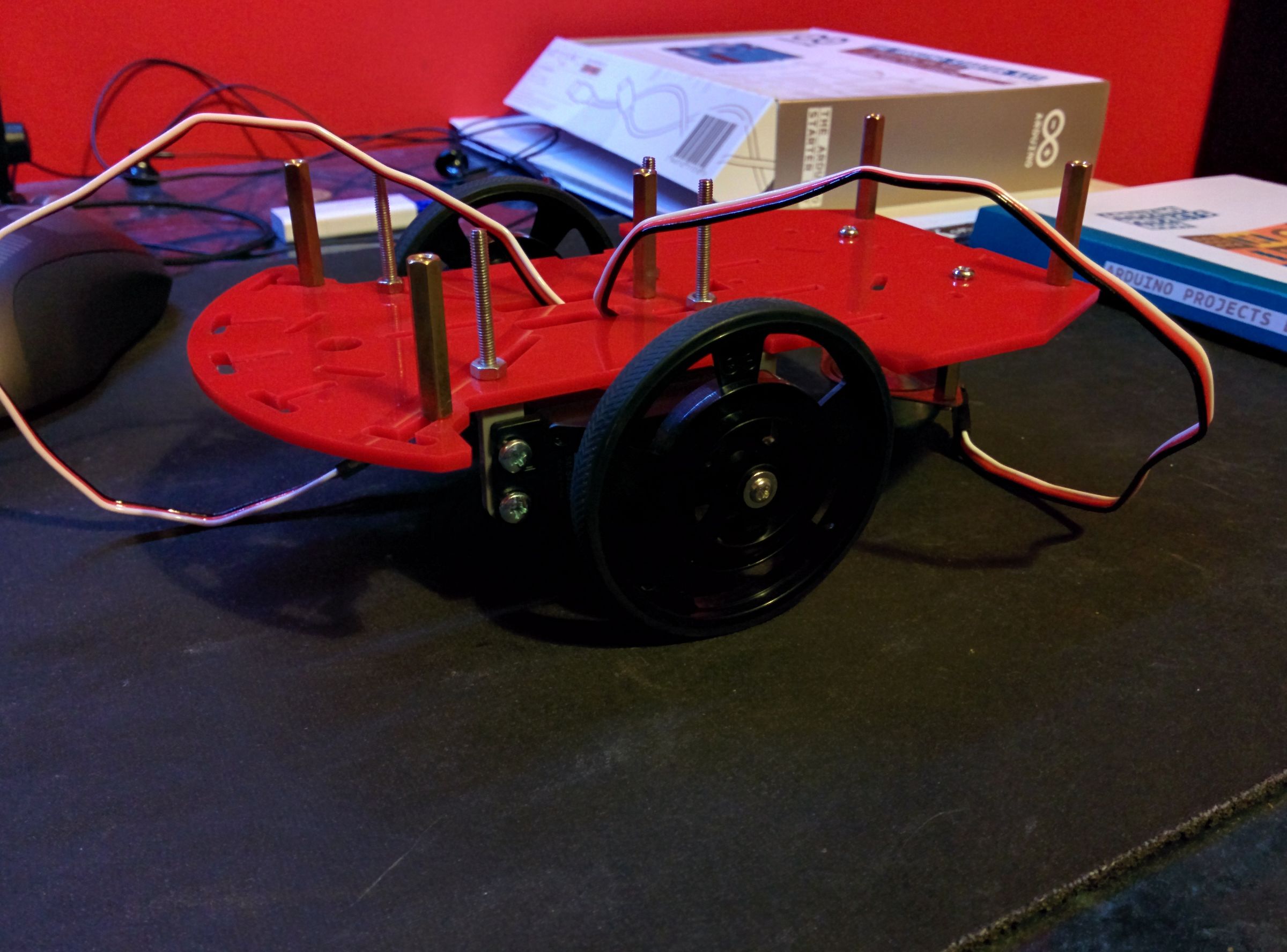 Light Seeking and Obstacle Avoiding Robot : 9 Steps (with Pictures) - Instructables
