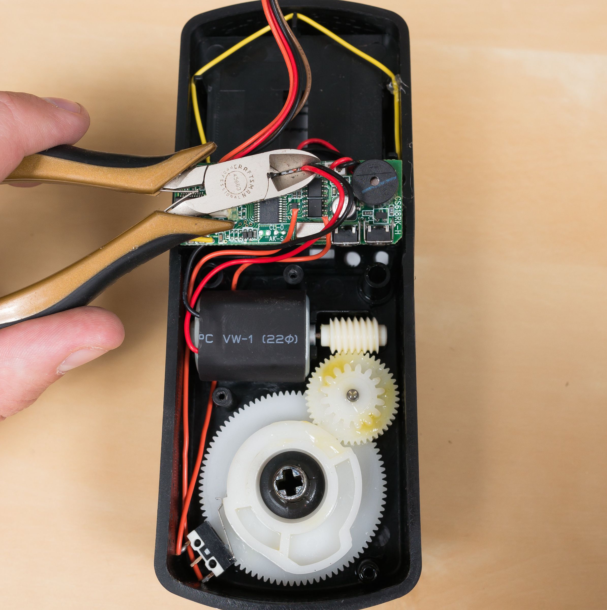 Open Source BLE Door Lock : 10 Steps (with Pictures) - Instructables