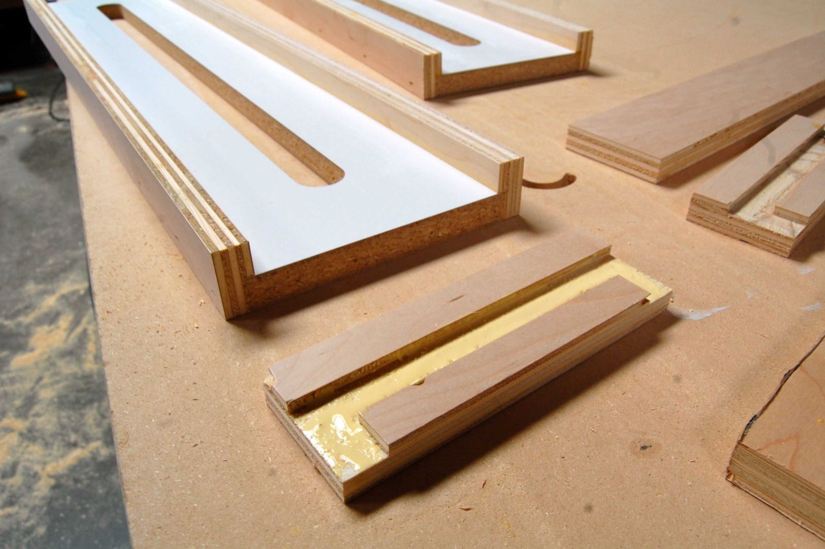 Plane Your Wood Slabs With a Planing Sled That You Build : 13 Steps ...