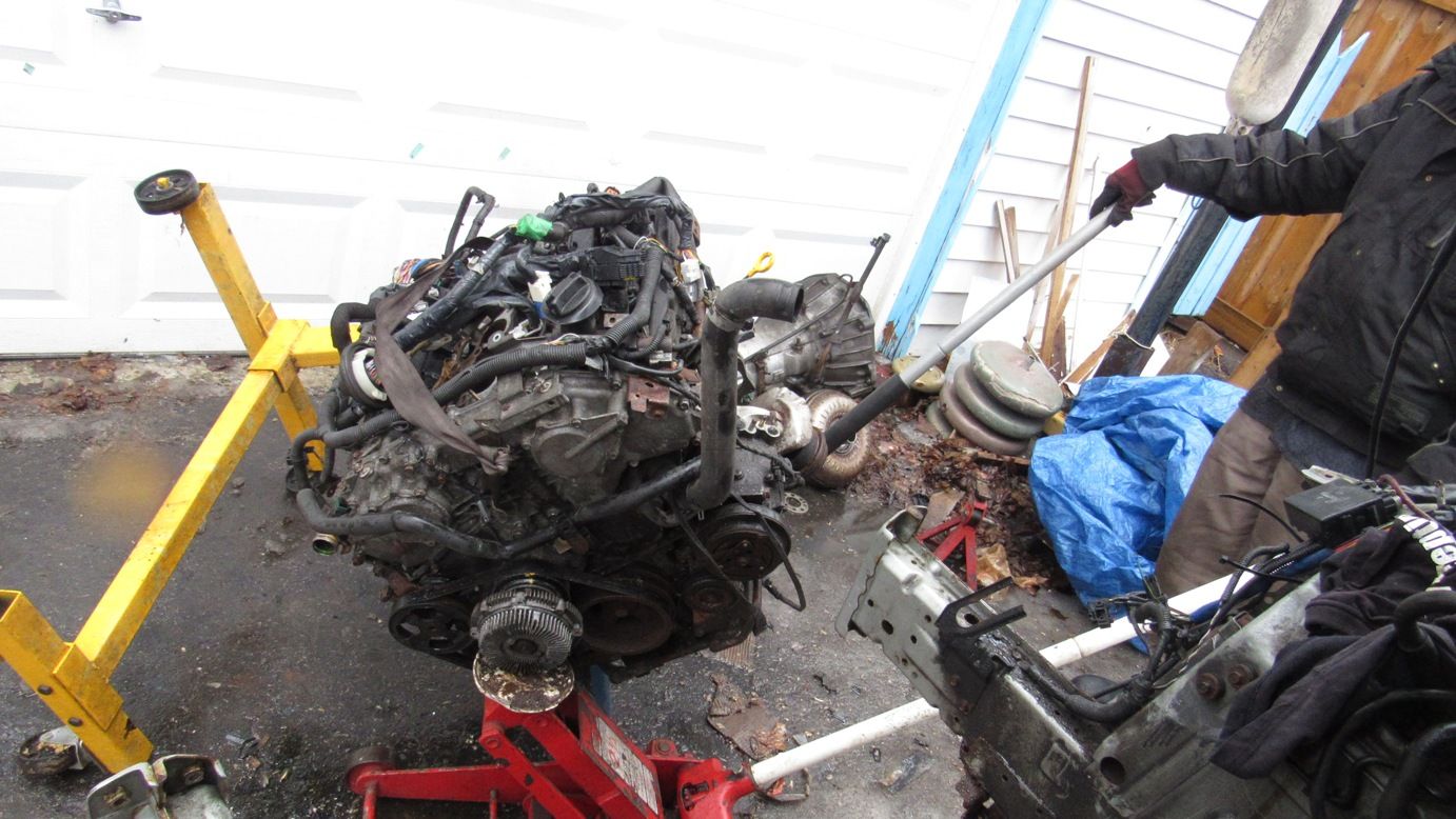 How to Remove a Car Engine and Transmission : 7 Steps - Instructables