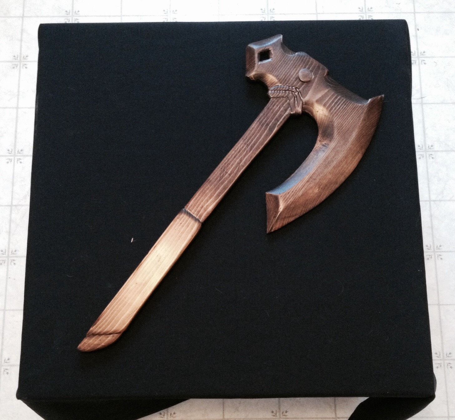 Skyrim Wood Carved Weapons : 5 Steps (with Pictures) - Instructables