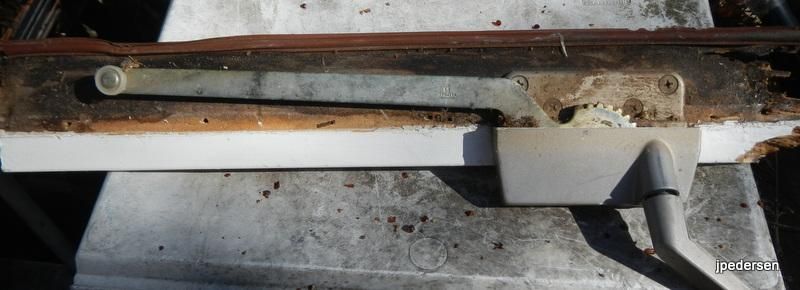 I Fixed It "Window Frame" : 7 Steps (with Pictures) - Instructables