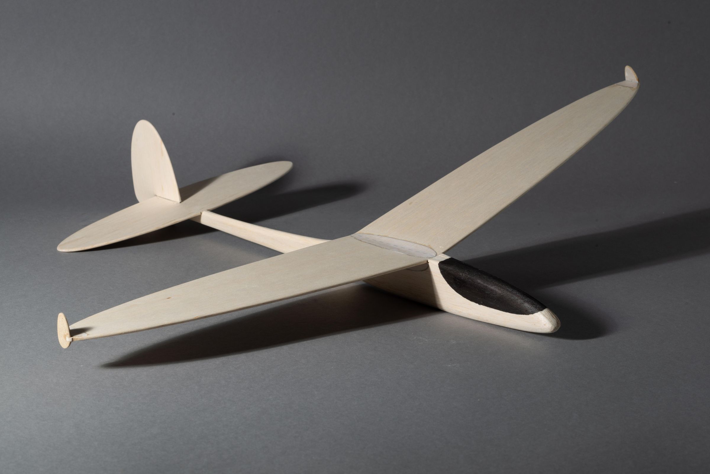 D-LBFG Discus Launch Balsa Free Flight Glider : 24 Steps (with Pictures ...