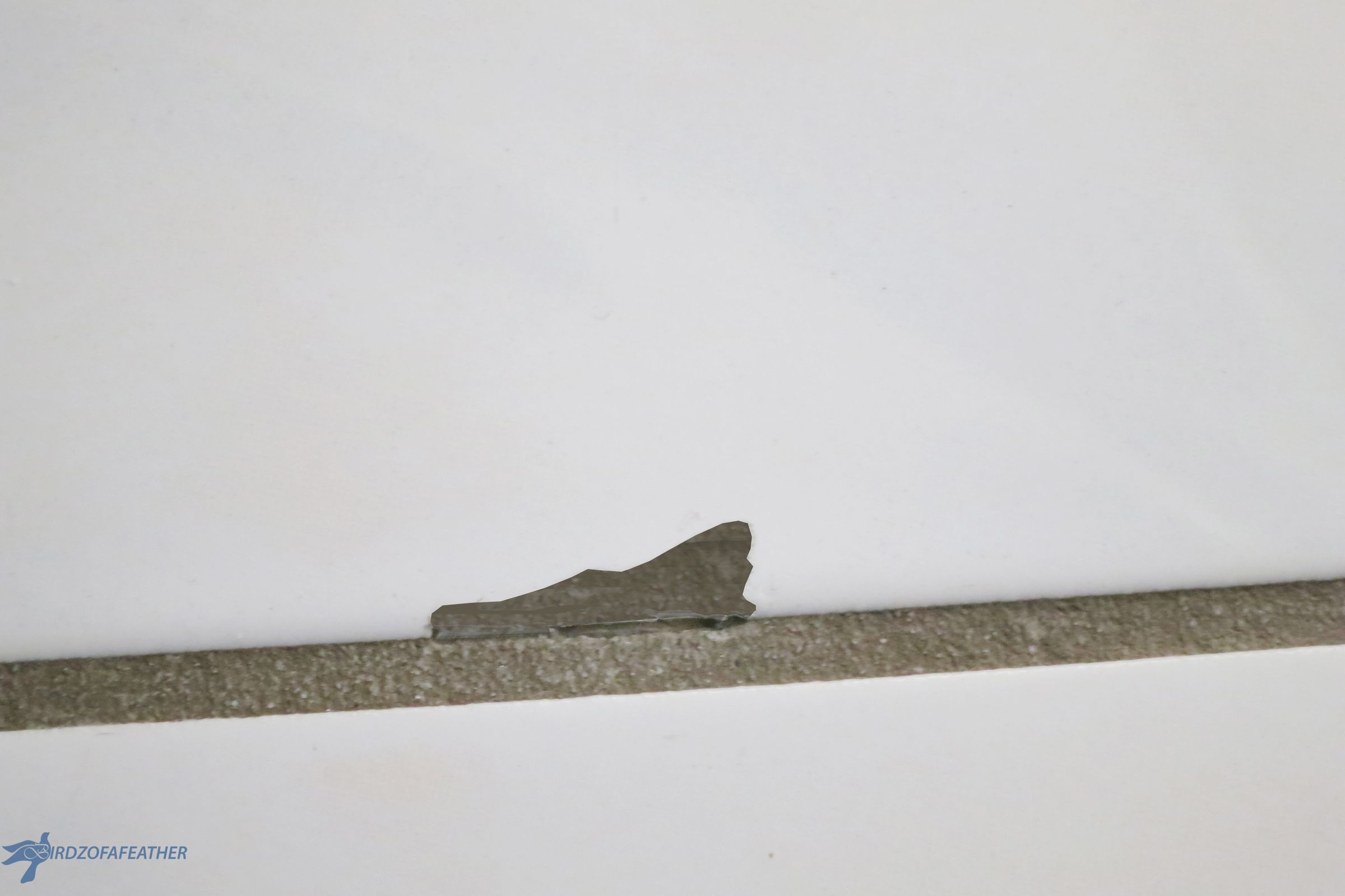 Got Chipped Floor Tile? Try This Fix! : 7 Steps (with Pictures ...