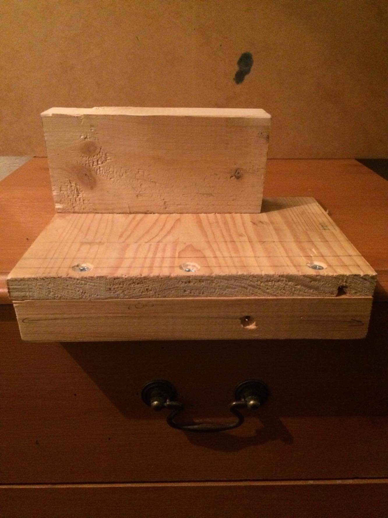 DIY Bench Hook : 4 Steps - Instructables