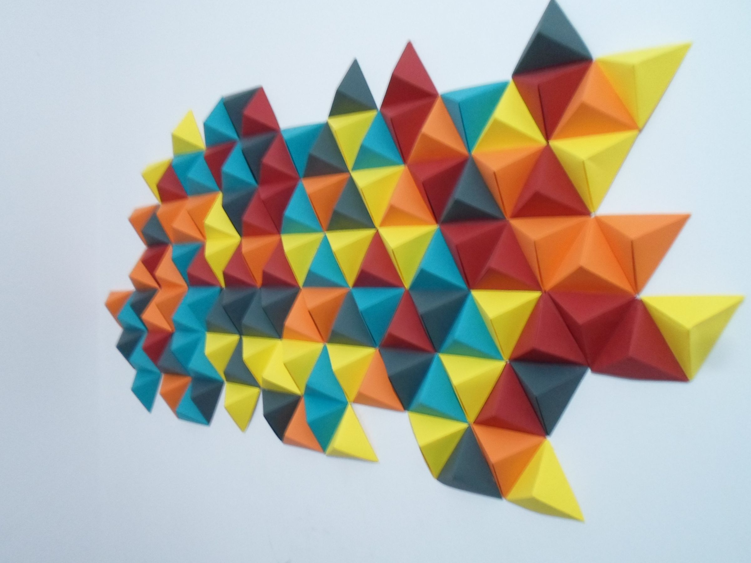 Abstract Origami Wall Decor : 7 Steps (with Pictures) - Instructables