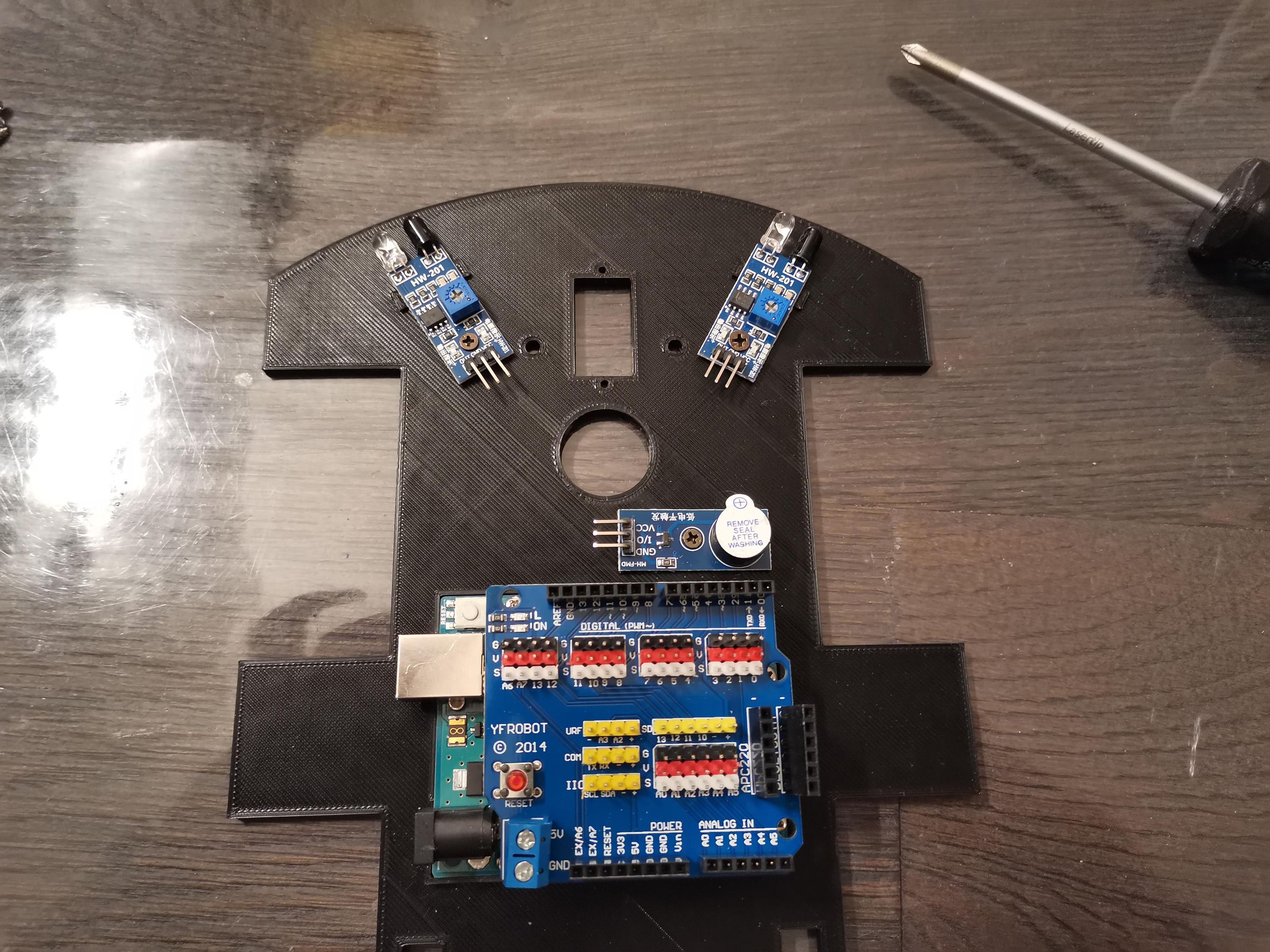 Arduino ESP32 All in One Robot (Obstacle Avoiding, Line Tracking ...