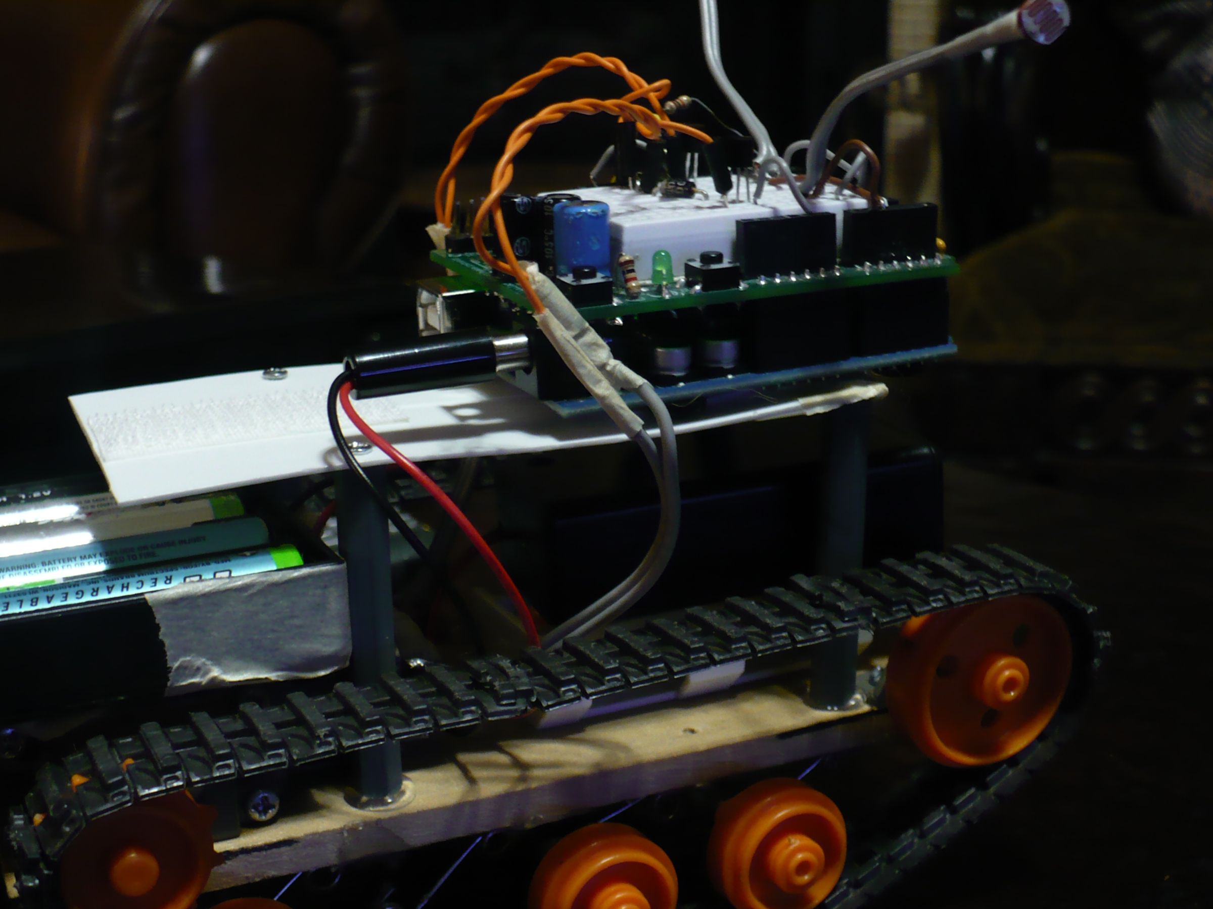 (w/ Video) Basic Arduino Robot, Light Seeker! : 8 Steps (with Pictures ...