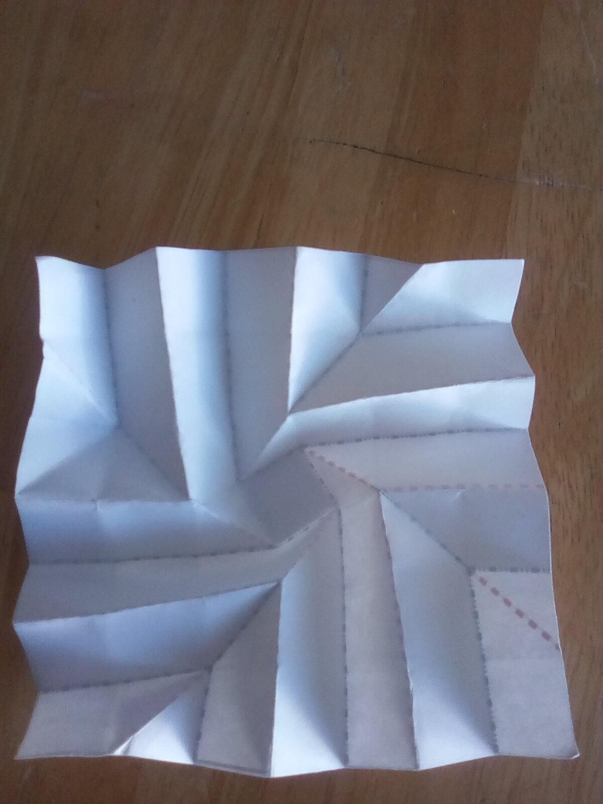 Origami Flasher : 5 Steps (with Pictures) - Instructables