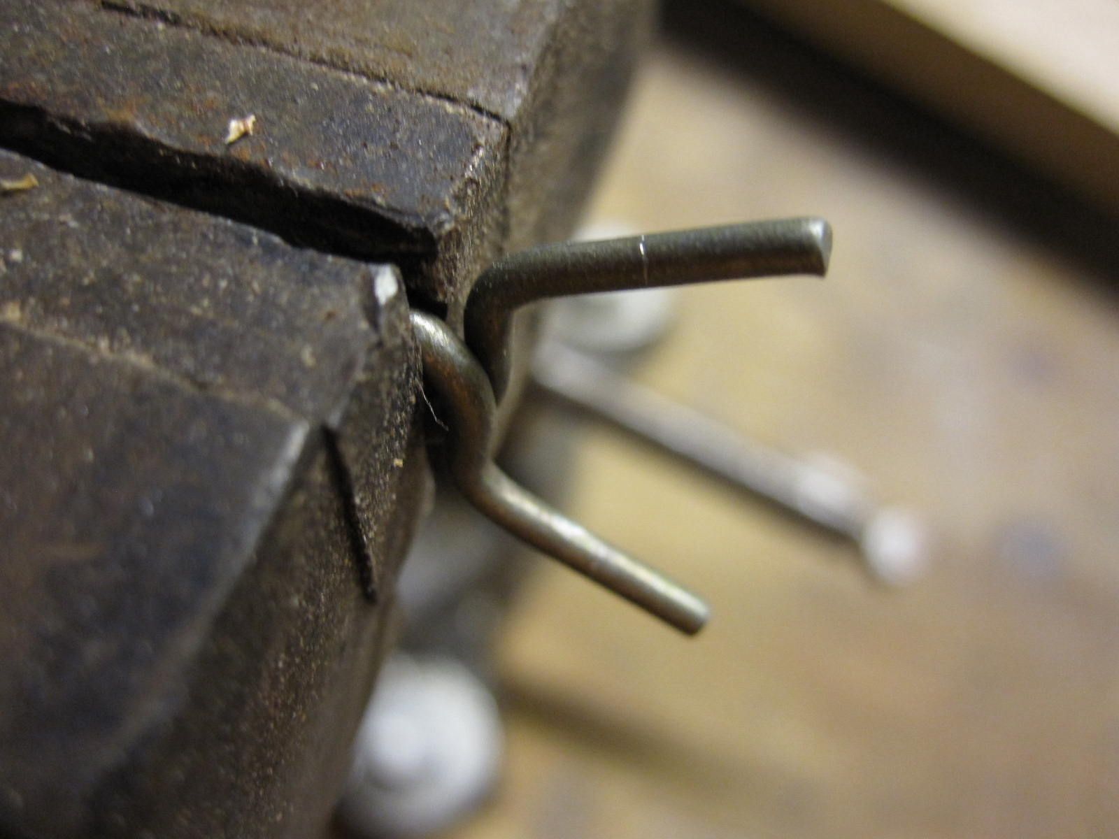 Repair a Broken Key Attachment on a Remote Entry Keyfob : 10 Steps ...